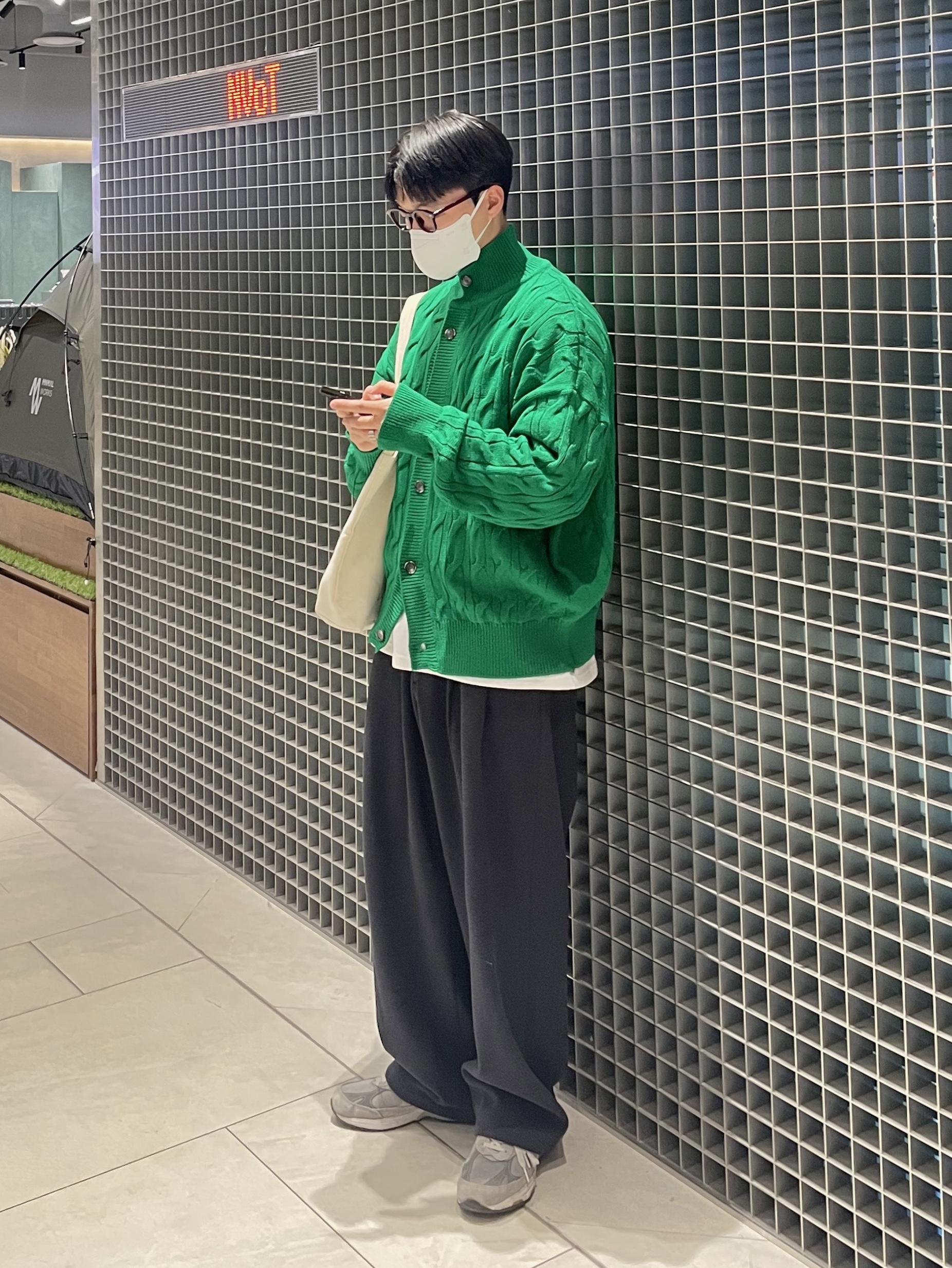 세현 (@me_iro) 님의 게시물 | KREAM