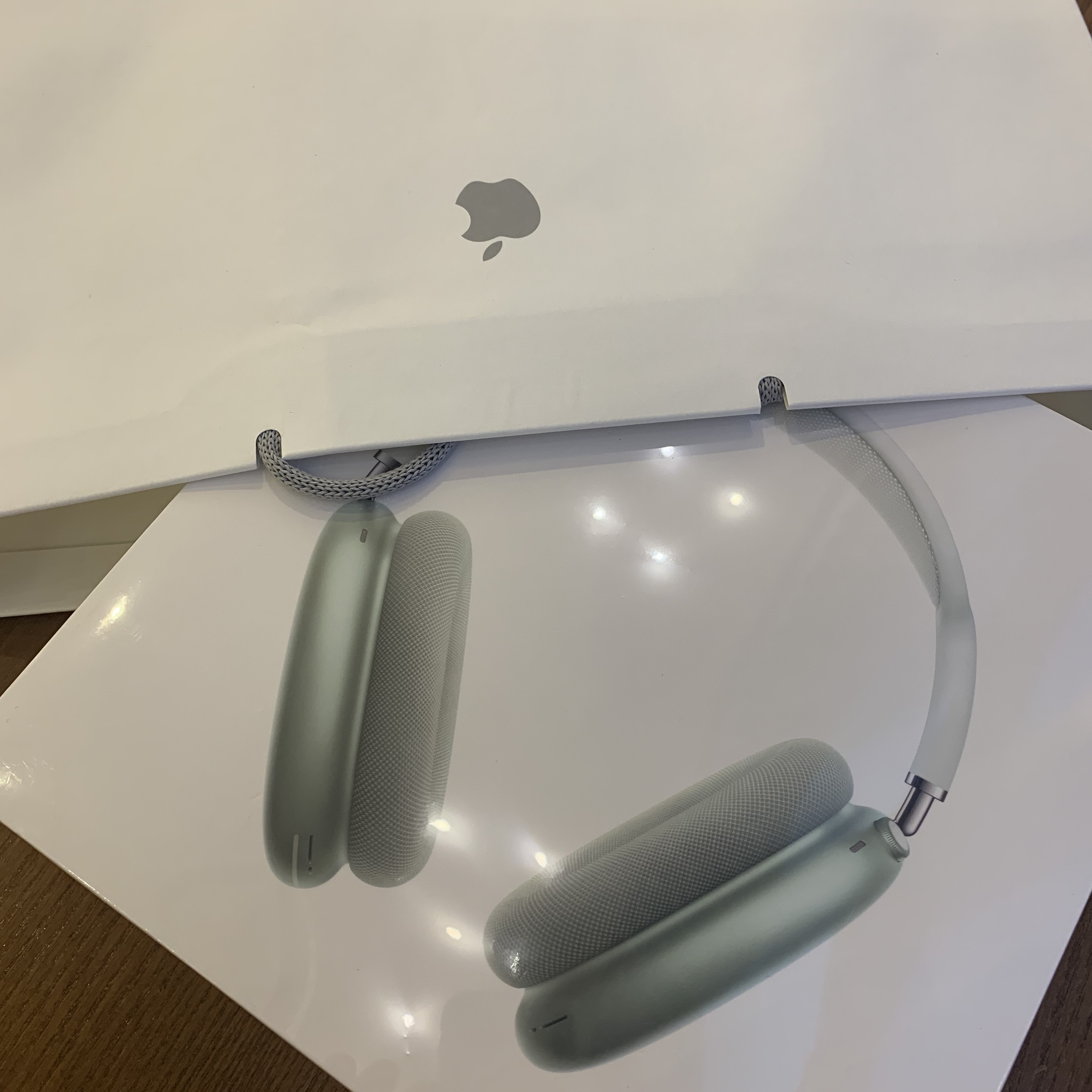 망우삼림 (@psm1204) 님의 게시물 | KREAM