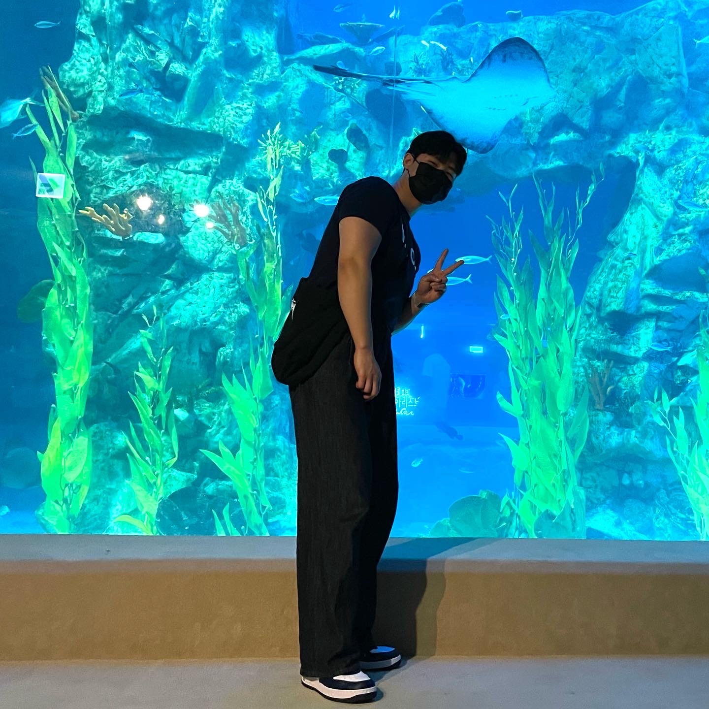 천방지축 청년자영업자 (@2.han_e) 님의 게시물 | KREAM