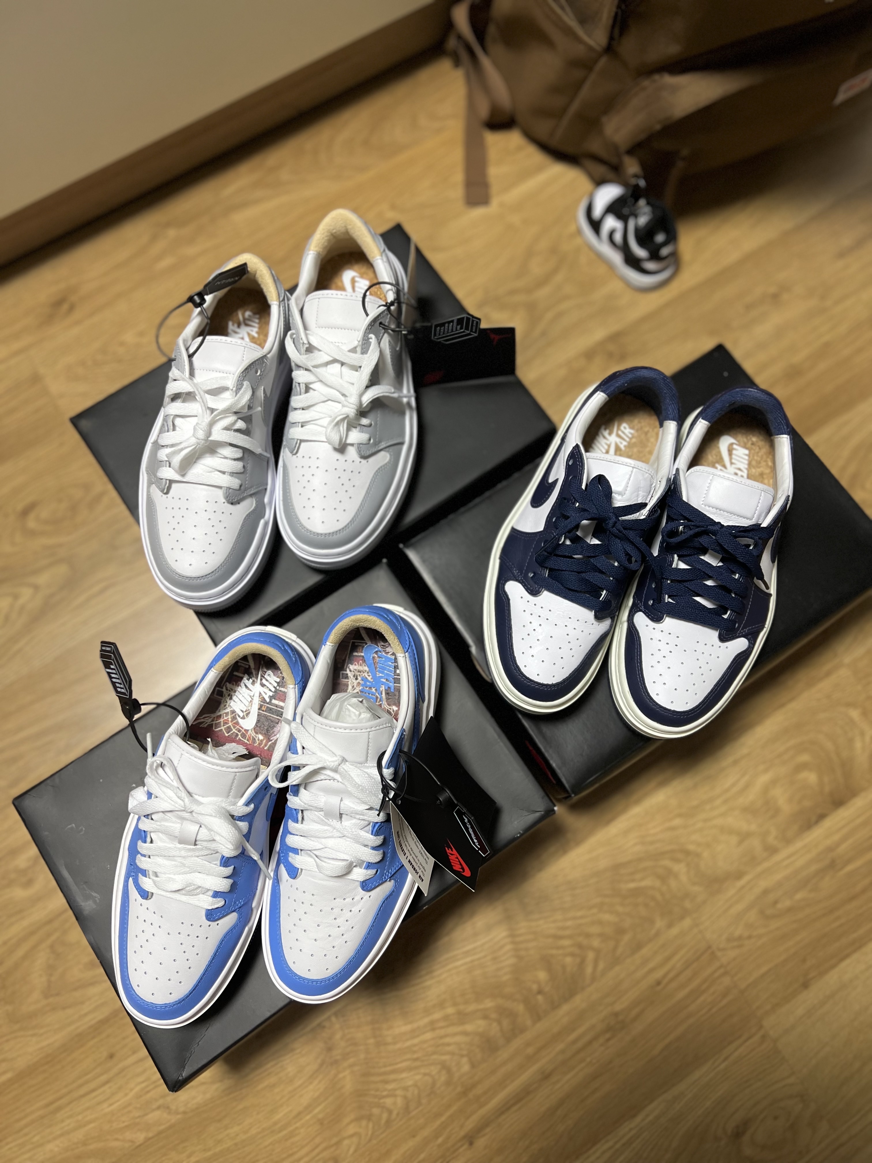 ( つ’-’)╮—̳͟͞͞♥S... (@only._.supreme) 님의 게시물 | KREAM