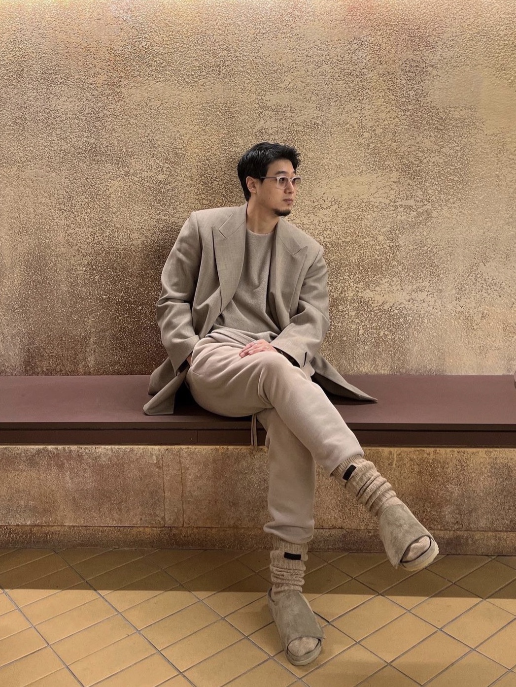 Jay (@jaytranada) 님의 게시물 | KREAM