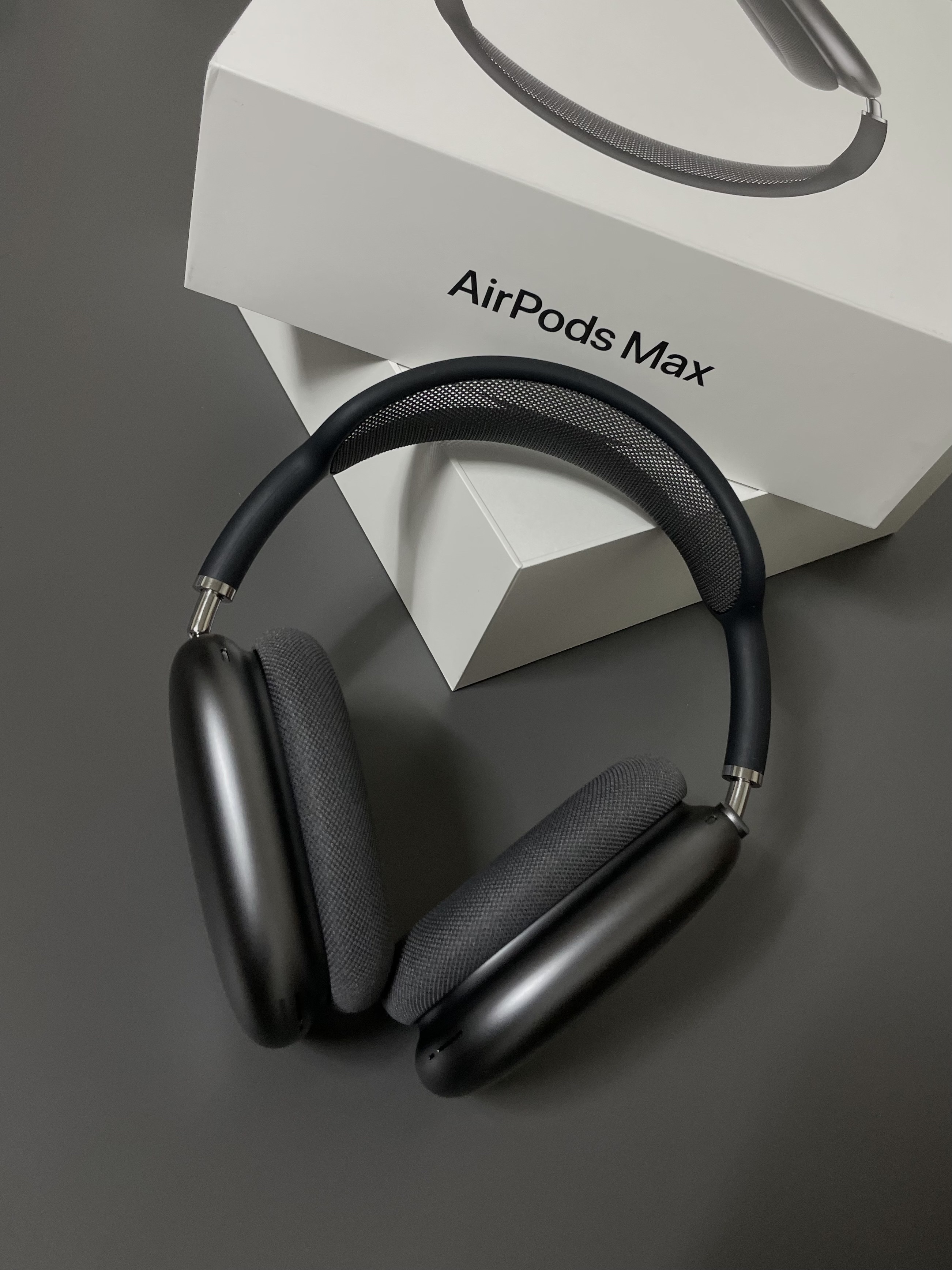 (@_min__e_) 님의 게시물 | KREAM