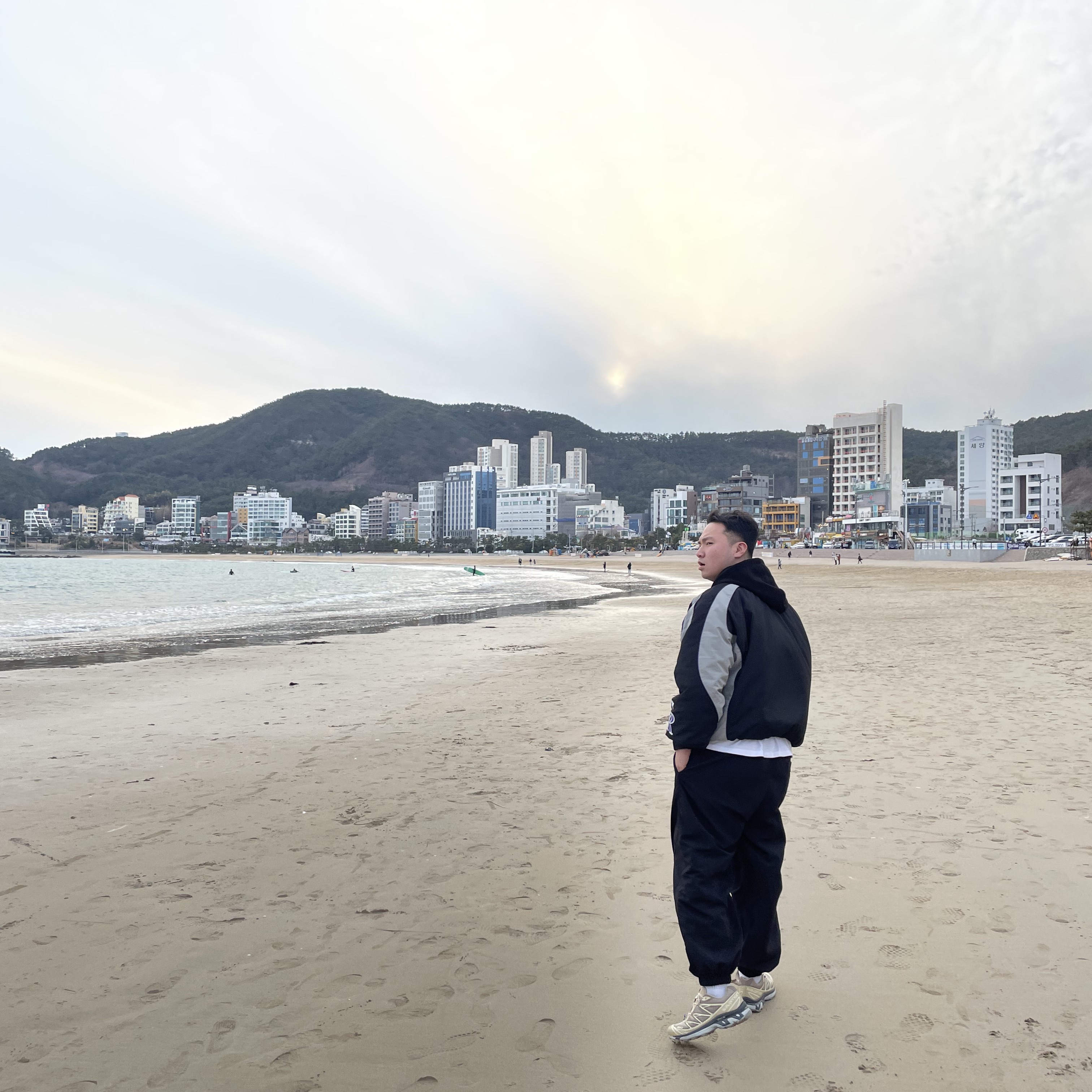 gang gu 36 (@march_6) 님의 게시물 | KREAM