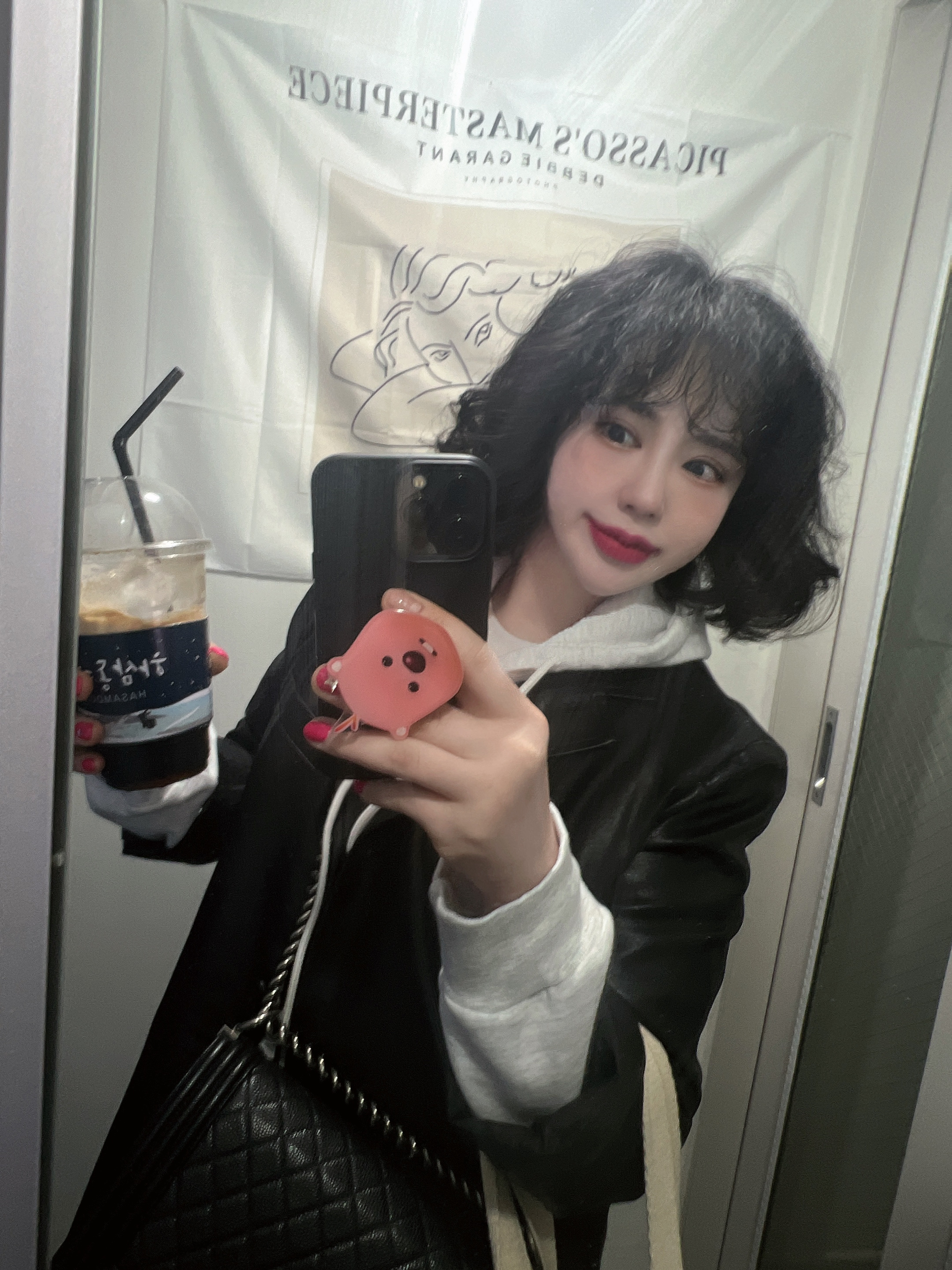 핼둥 (@xx__hr) 님의 게시물 | KREAM