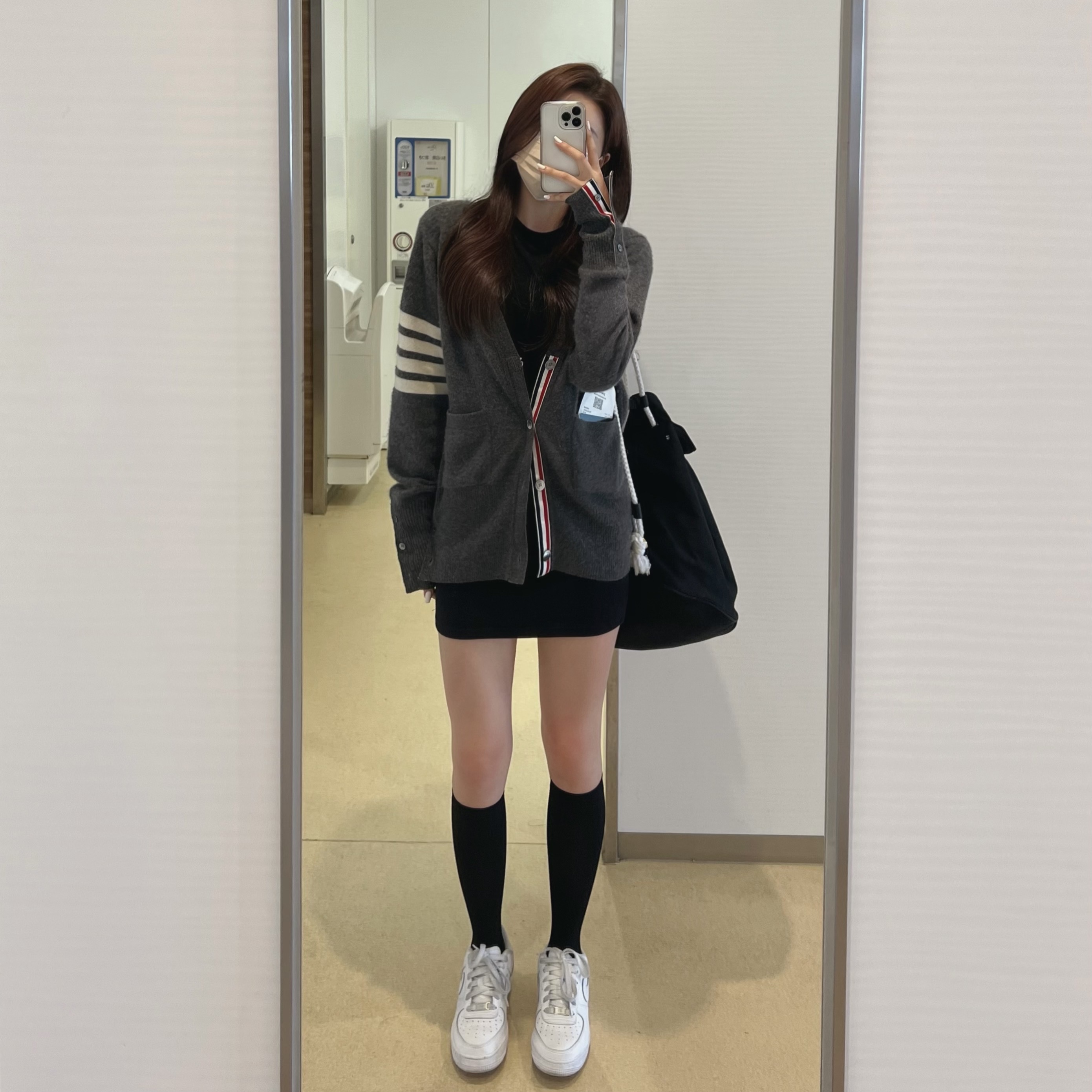 (@niijuy) 님의 게시물 | KREAM