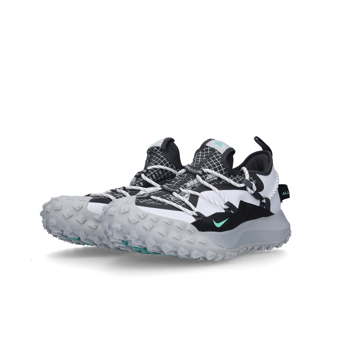 나이키 ACG 마운틴 플라이 로우 SE 화이트 앤 블랙 | KREAM