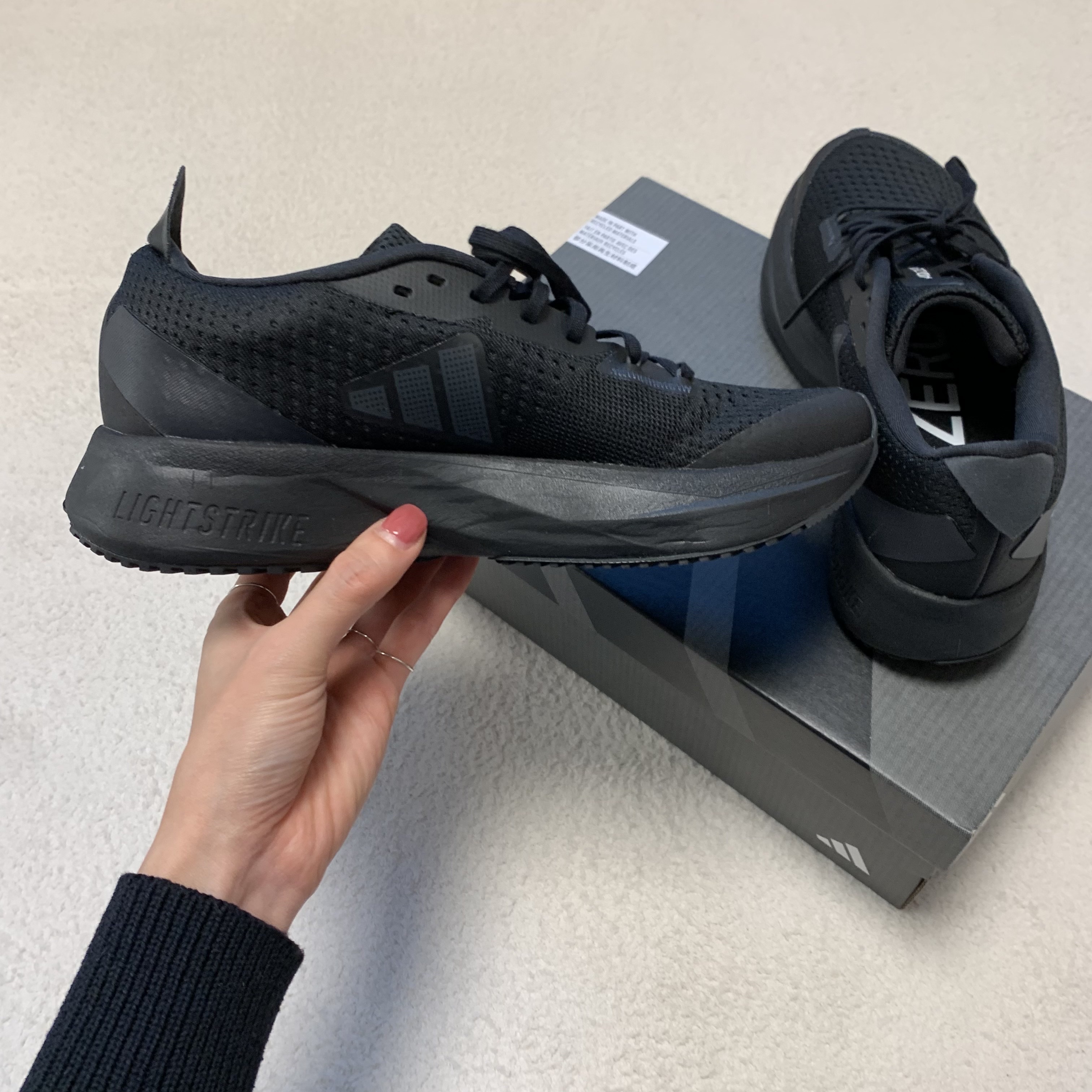 yiseo (@loveyiseo) 님의 게시물 | KREAM