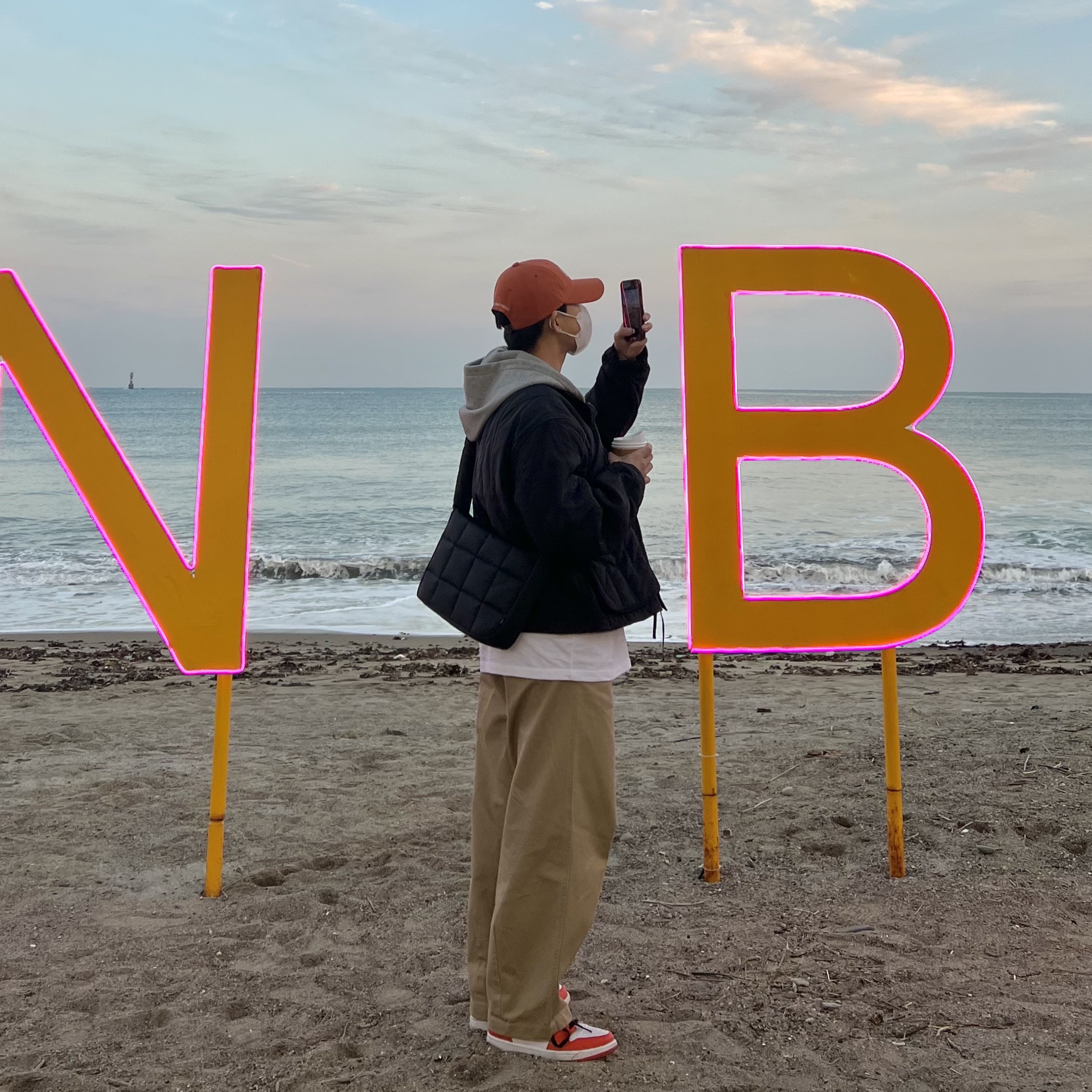 유현우 (@hyeon____u) 님의 게시물 | KREAM