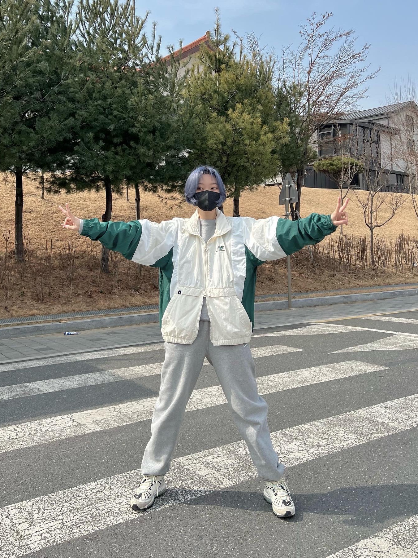 주팔 (@jupal) 님의 게시물 | KREAM