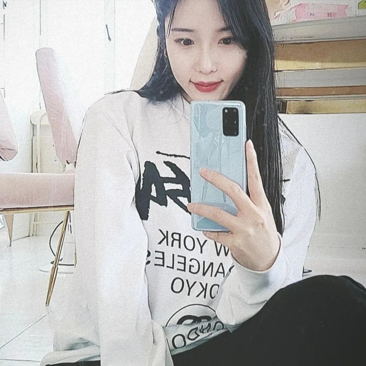 sol (@sol__de) 님의 게시물 | KREAM