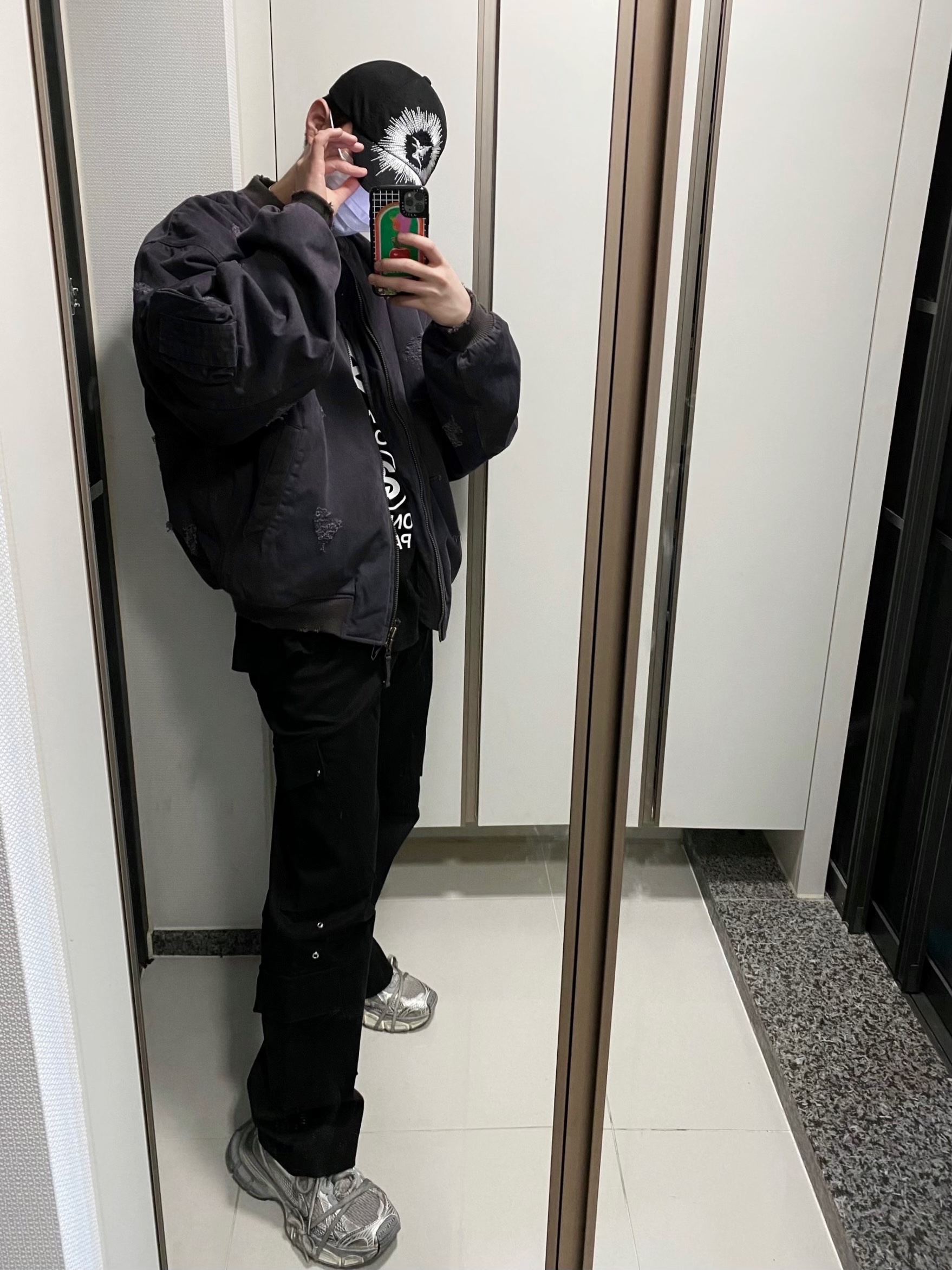 @𝙜𝙠𝙖𝙬𝙡𝙜𝙣𝙨(𝙎𝙝... (@gkawlgns) 님의 게시물 | KREAM