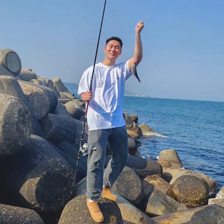 킹응묵 (@river_dragon) 님의 게시물 | KREAM