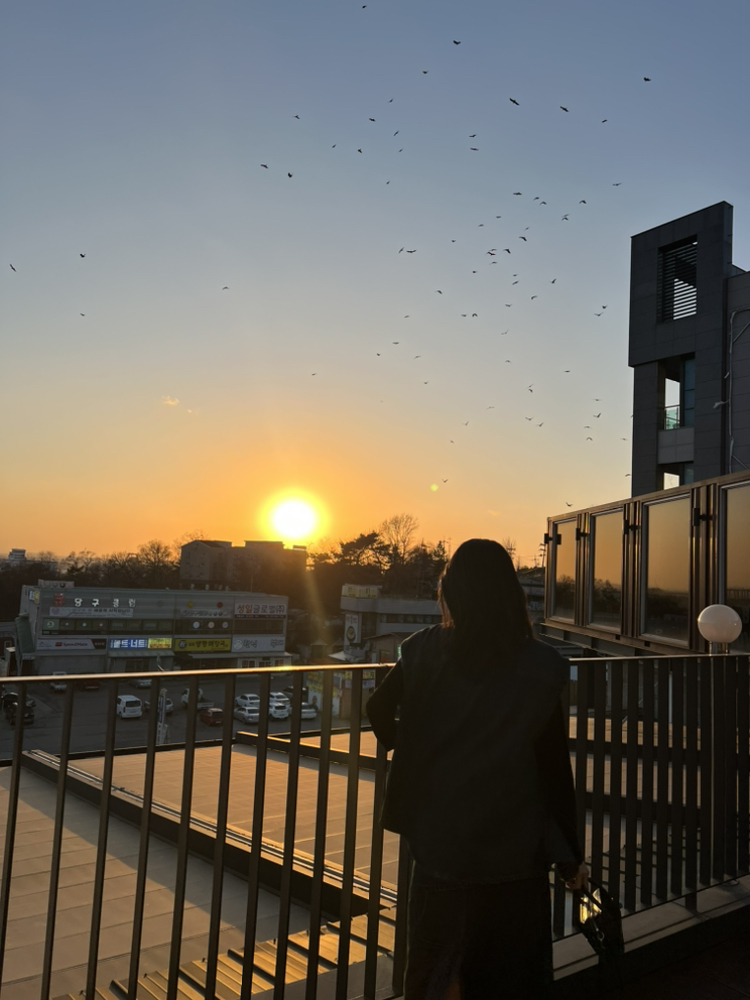 이하은 (@happil.y) 님의 게시물 | KREAM