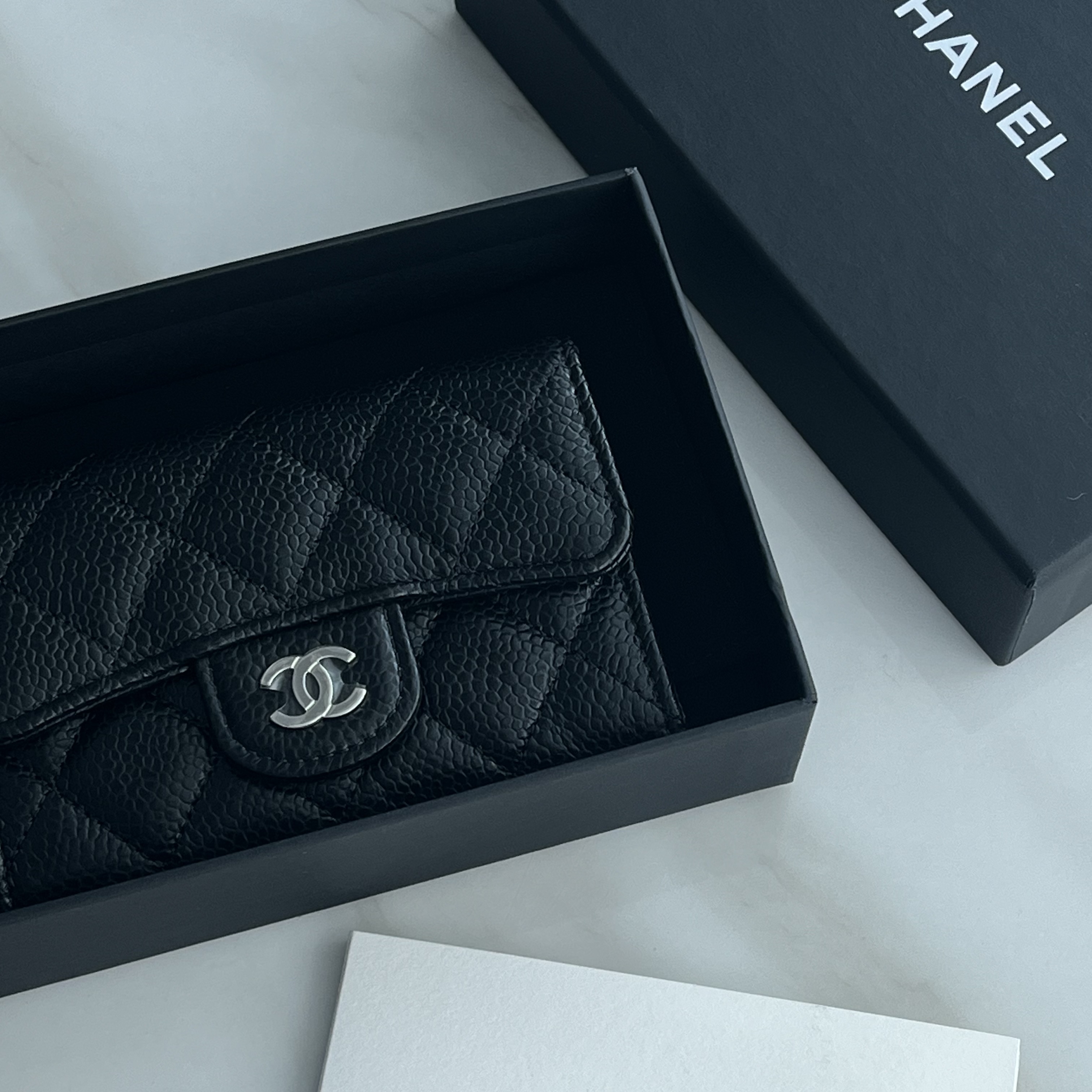 이빈츠 (@lee_bin) 님의 게시물 | KREAM