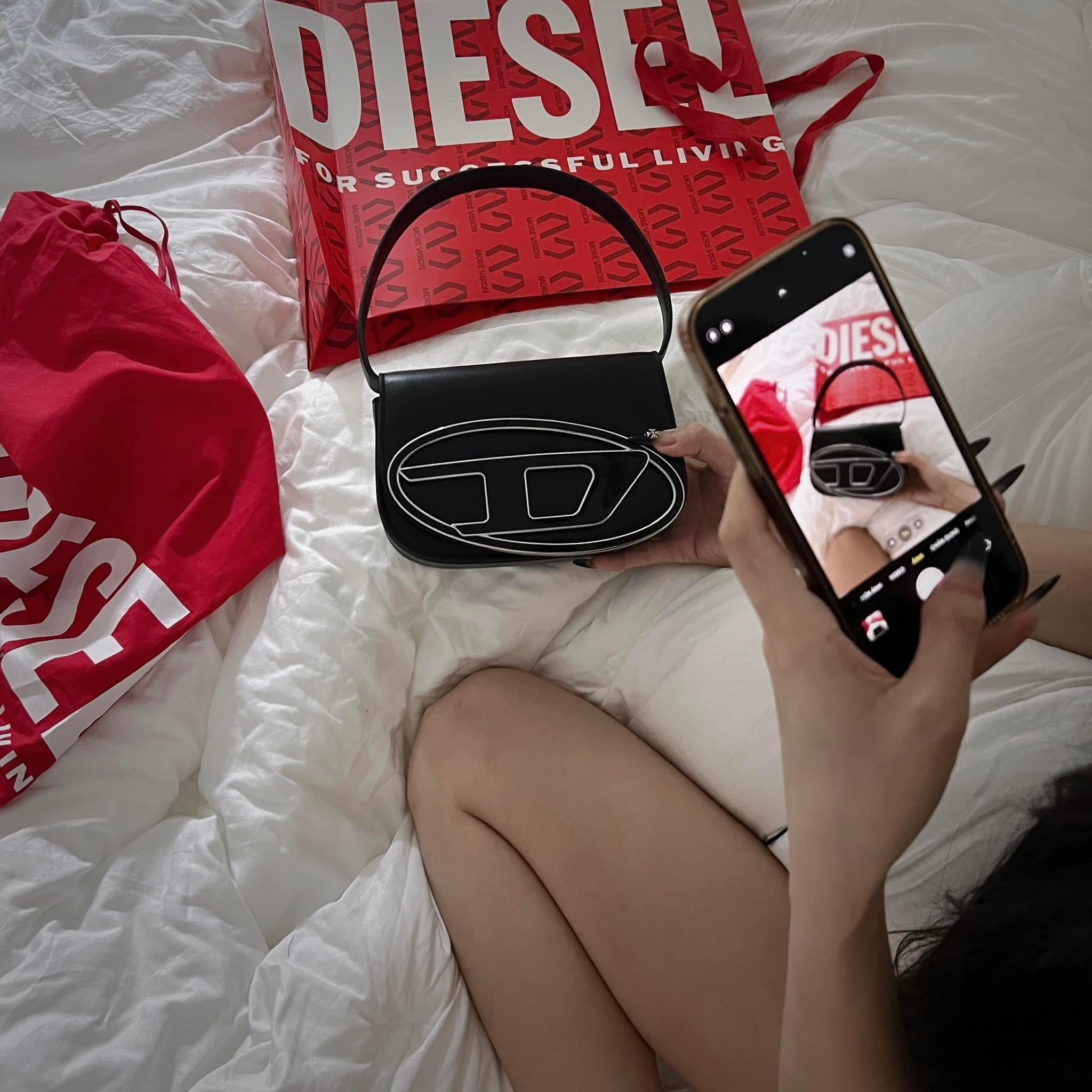 leehyeri2902 (@hyeri19) 님의 게시물 | KREAM