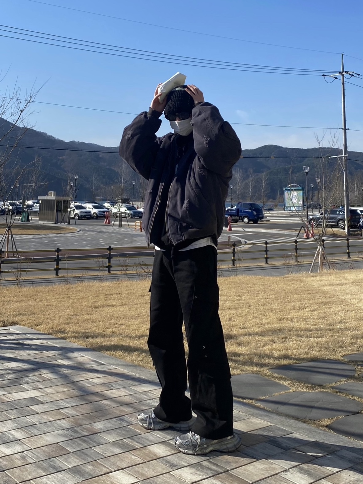 @𝙜𝙠𝙖𝙬𝙡𝙜𝙣𝙨(𝙎𝙝... (@gkawlgns) 님의 게시물 | KREAM