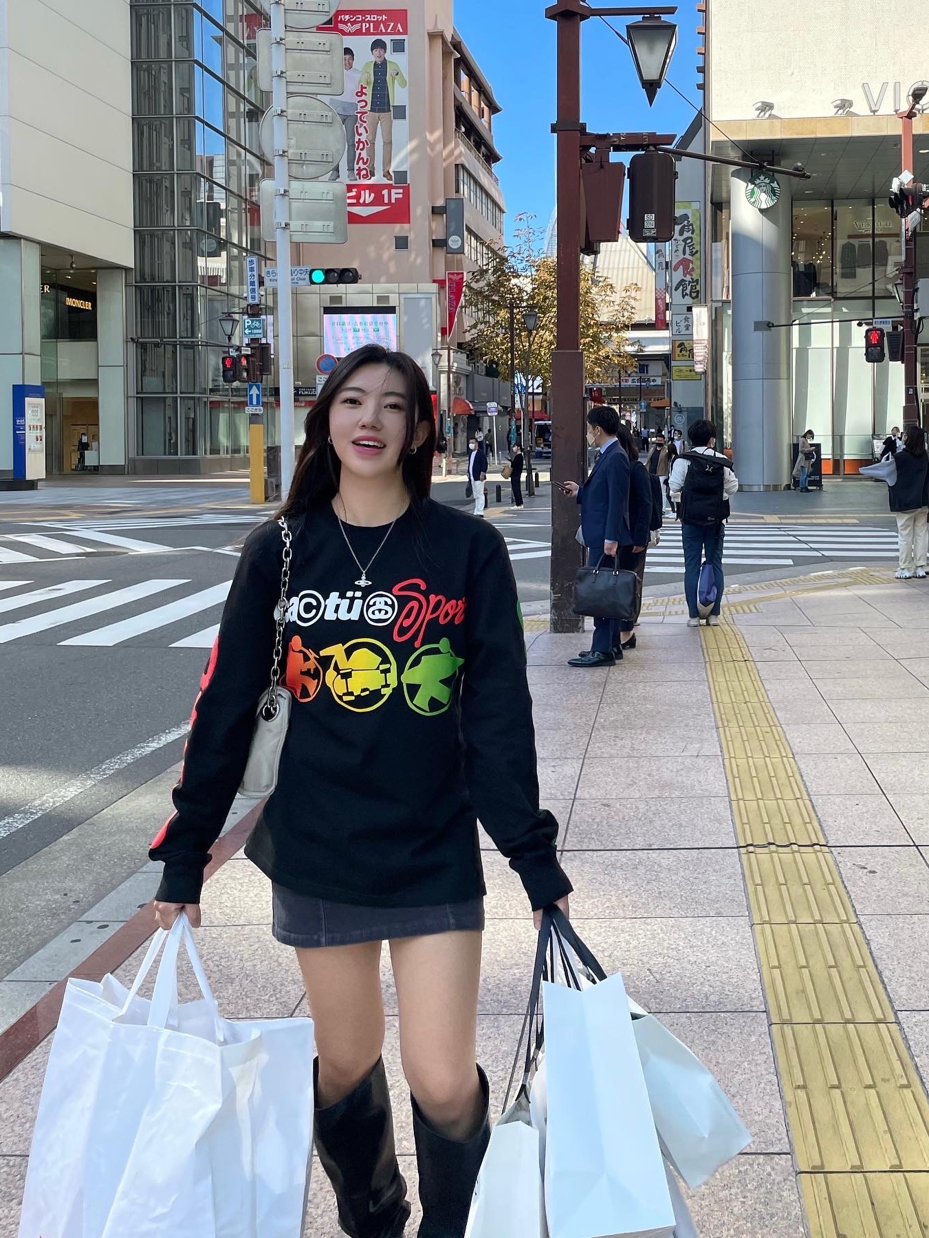 정아 (@h__ajjang) 님의 게시물 | KREAM