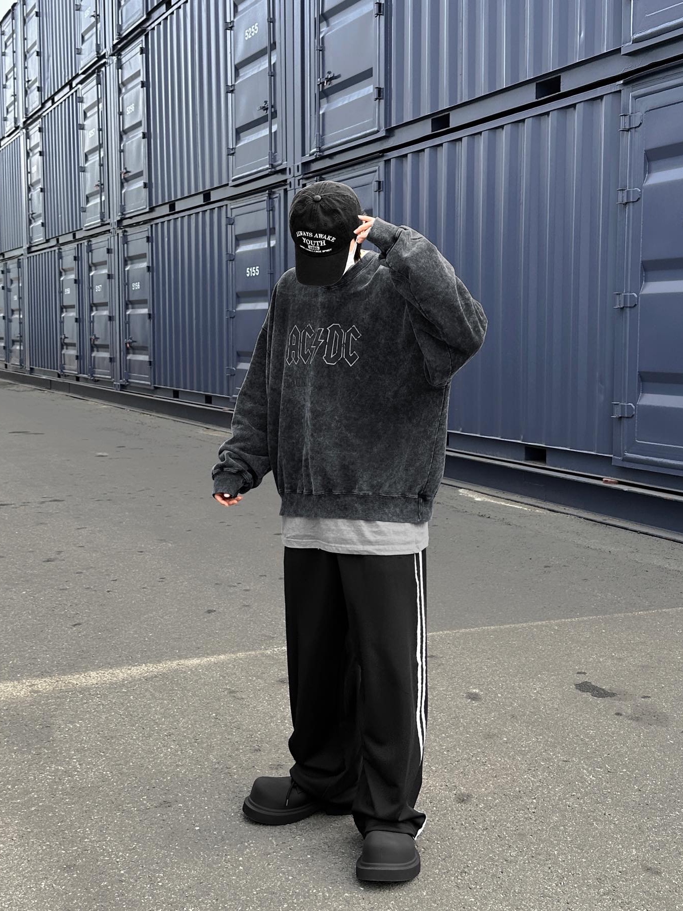 유군 (@slglf) 님의 게시물 | KREAM