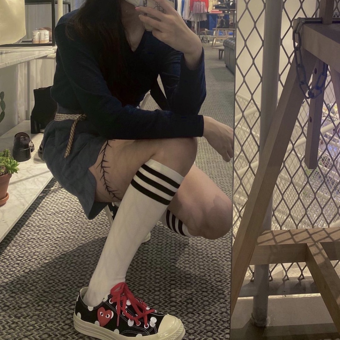 디온 (@dixn_pyn) 님의 게시물 | KREAM