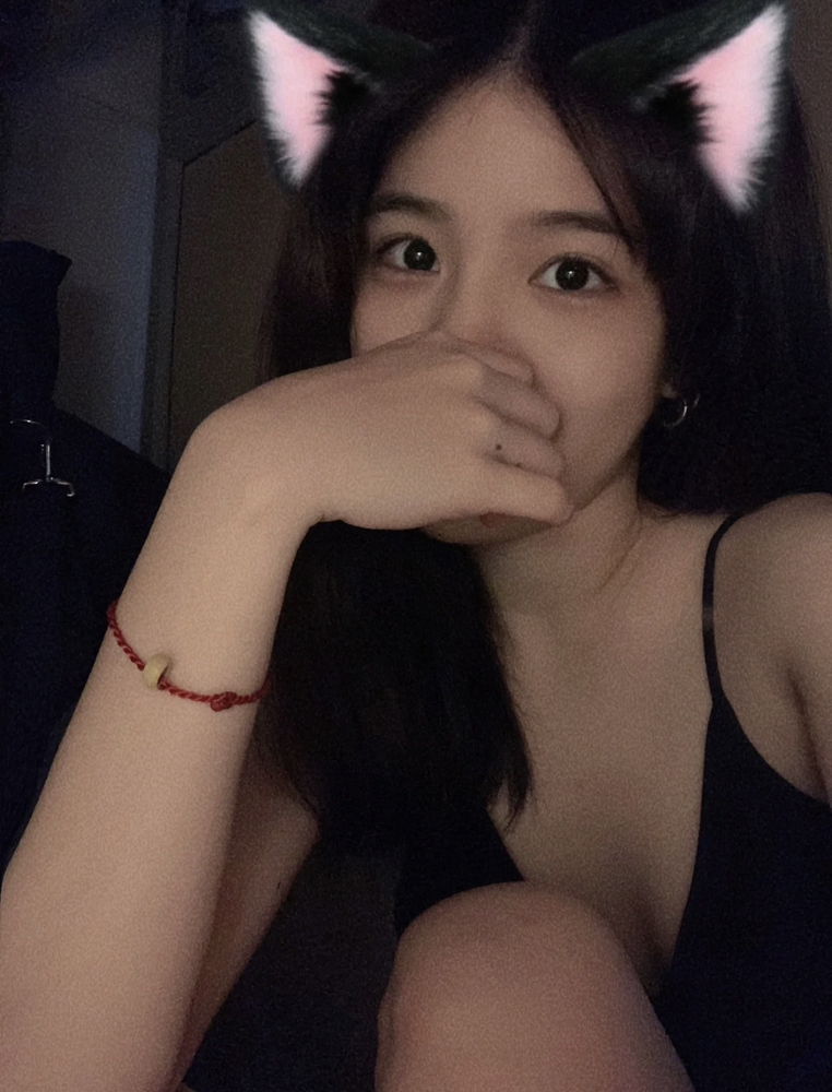 lily (@lily_flower) 님의 게시물 | KREAM