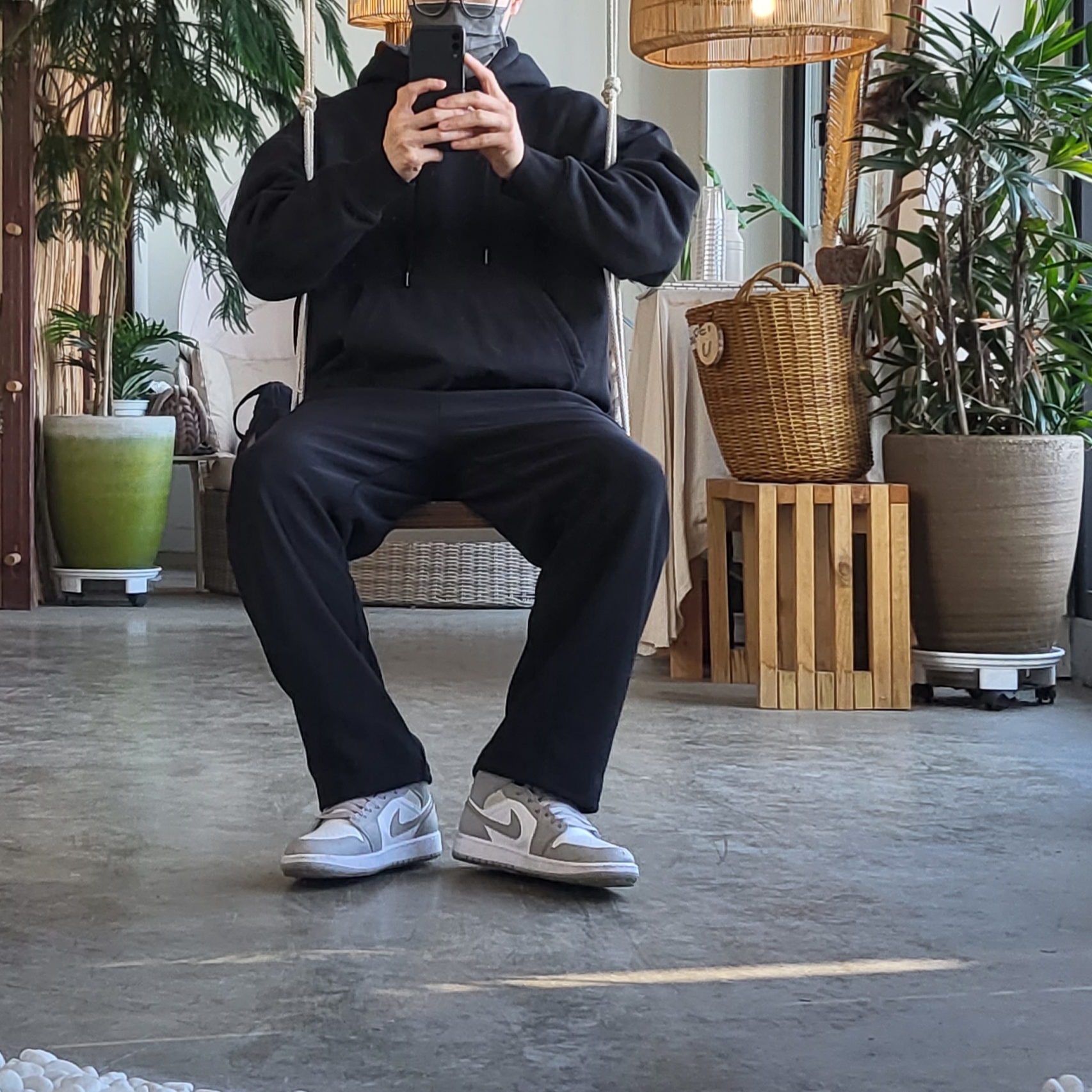 wxxx (@min_yyyyy) 님의 게시물 | KREAM