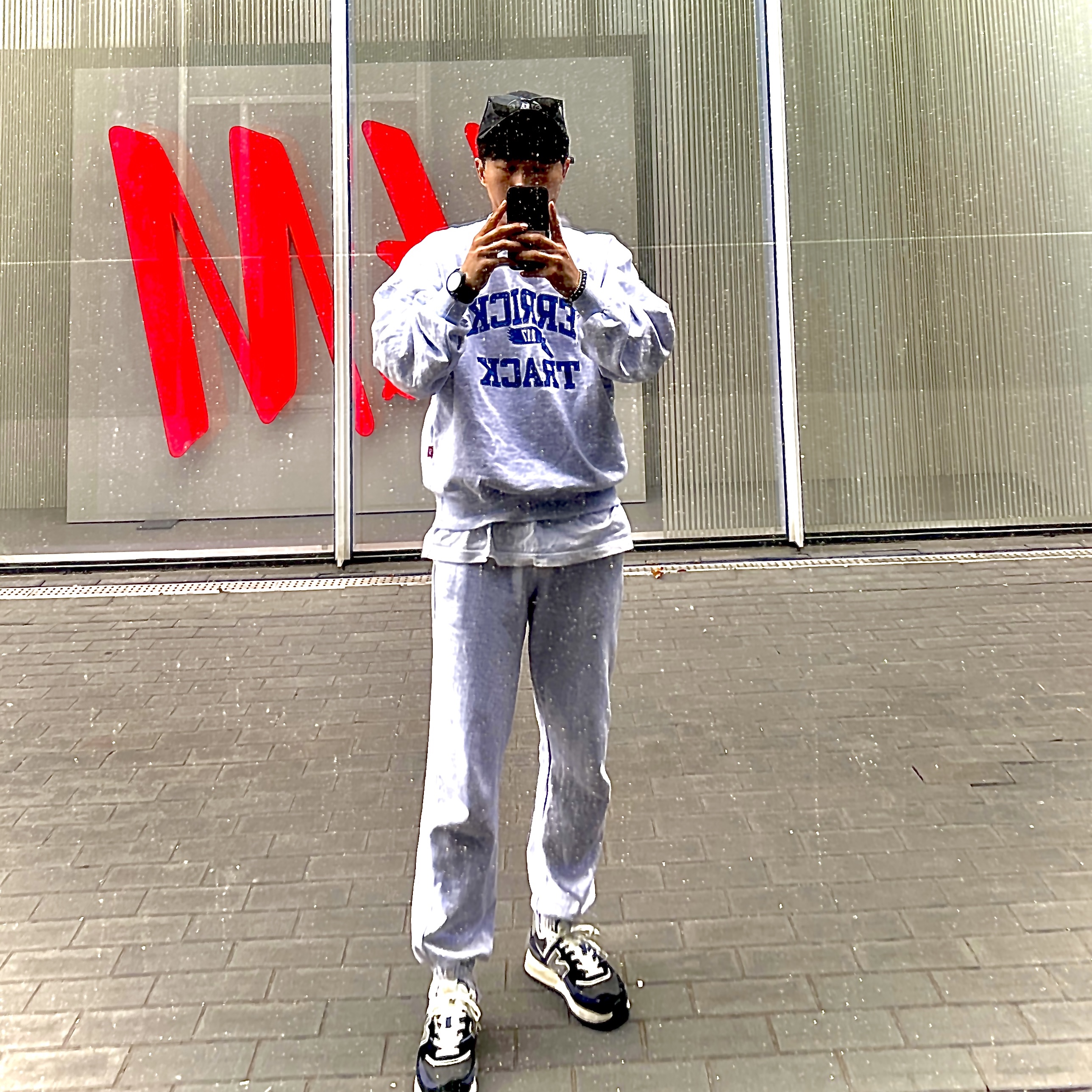 정창용 (@jjj_yong_) 님의 게시물 | KREAM