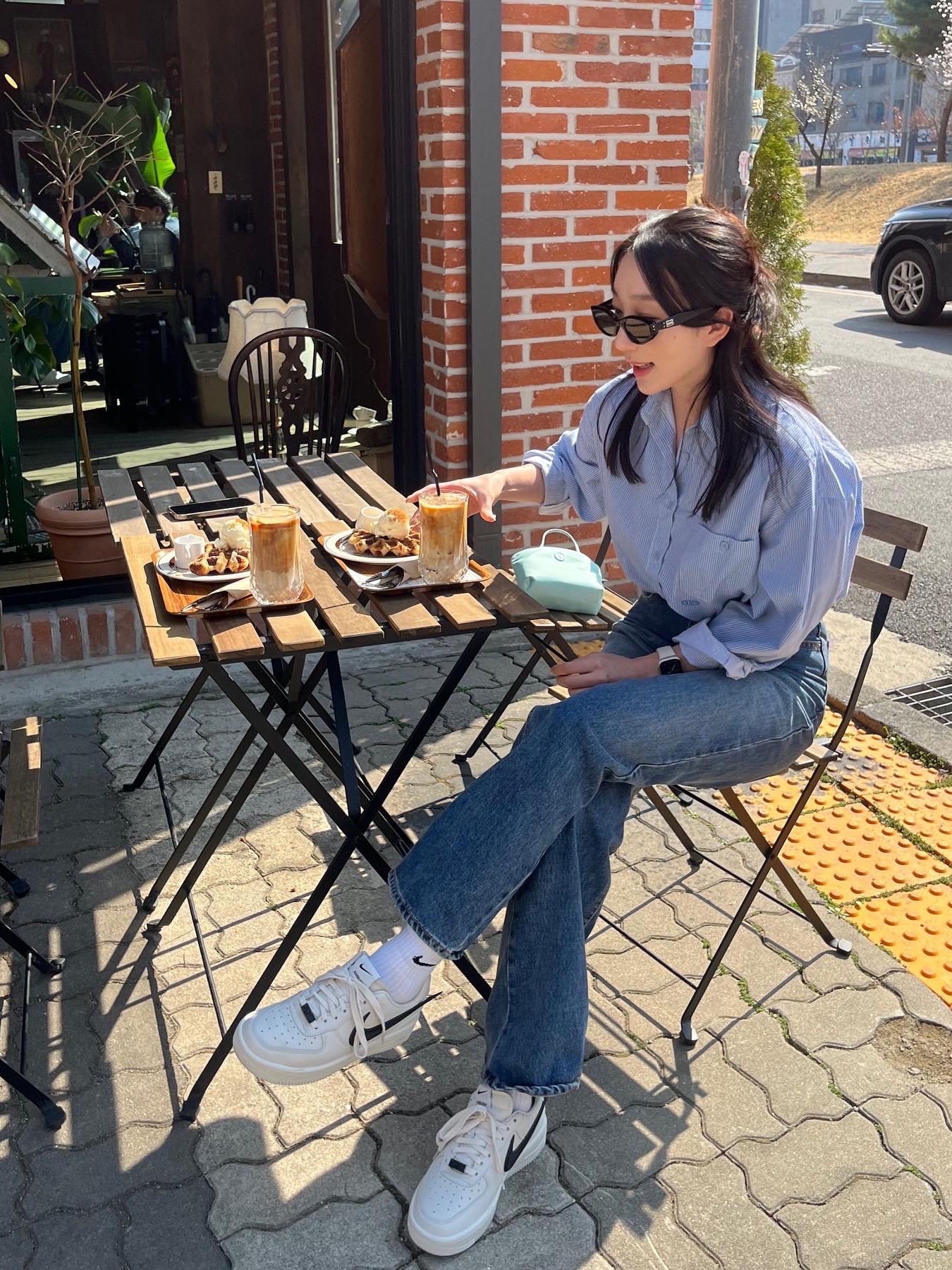 유니니 (@unninni) 님의 게시물 | KREAM