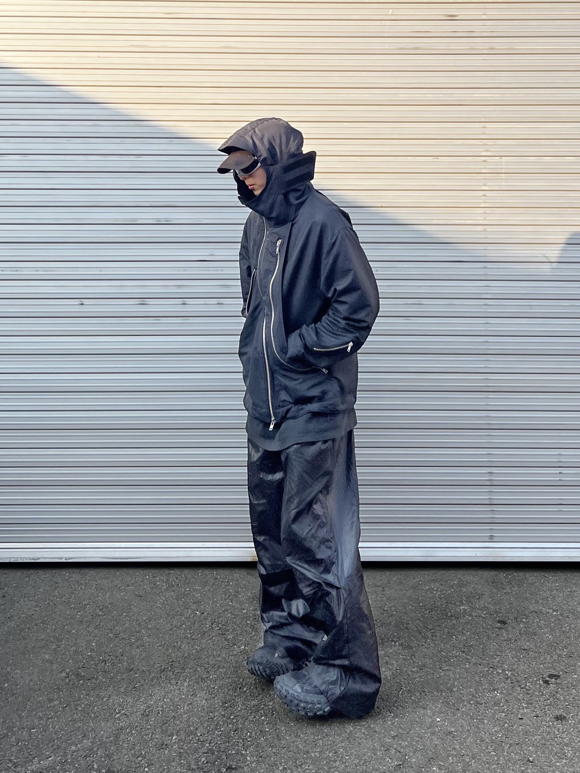 소코년 (@sonyunko) 님의 게시물 | KREAM