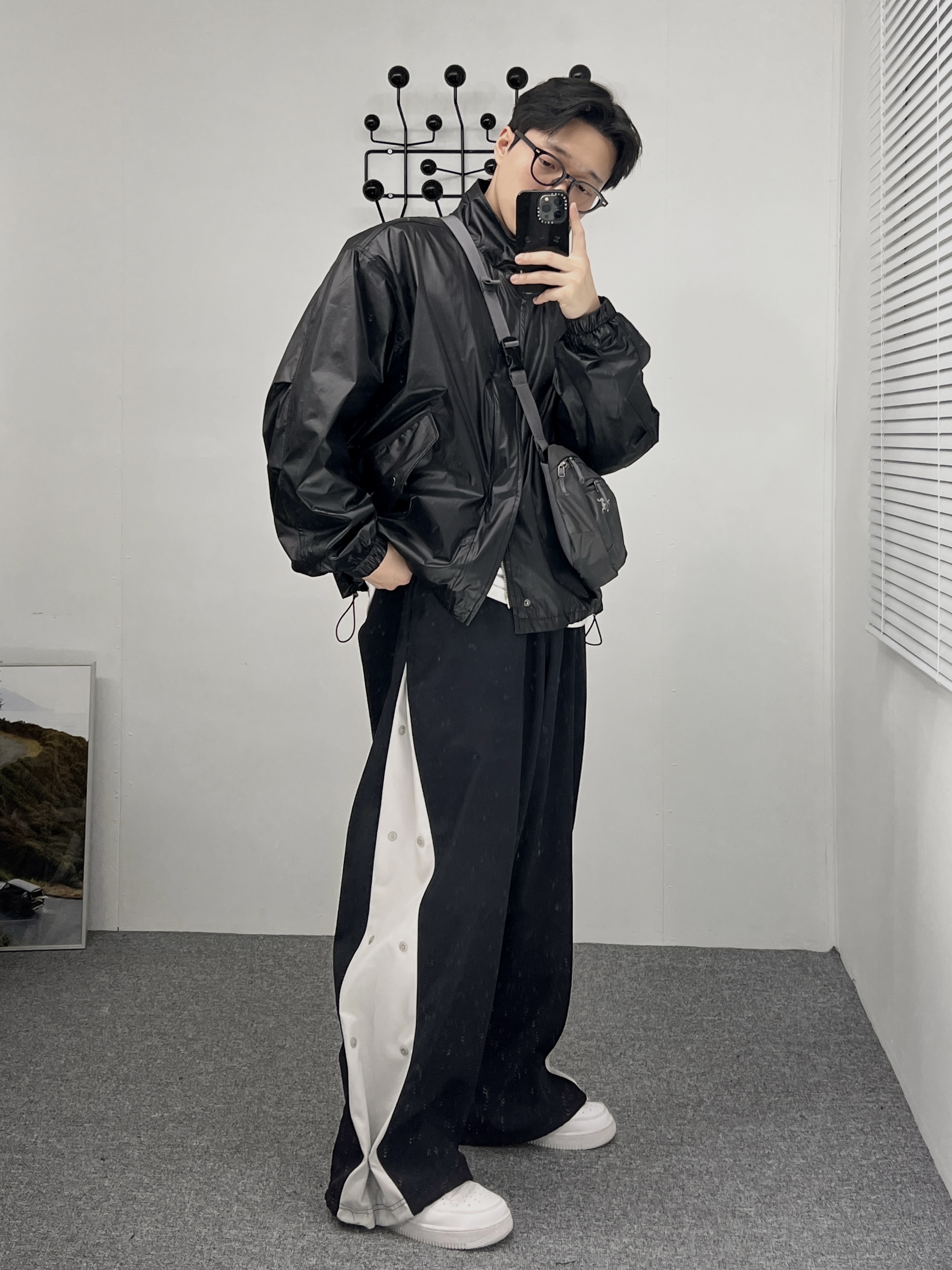 세현 (@me_iro) 님의 게시물 | KREAM