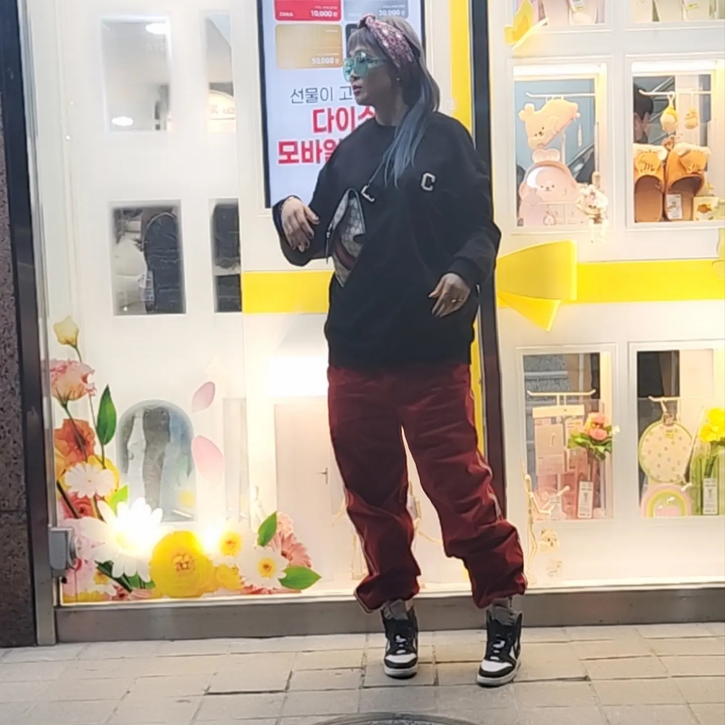 RING.ZI (@ringzi) 님의 게시물 | KREAM