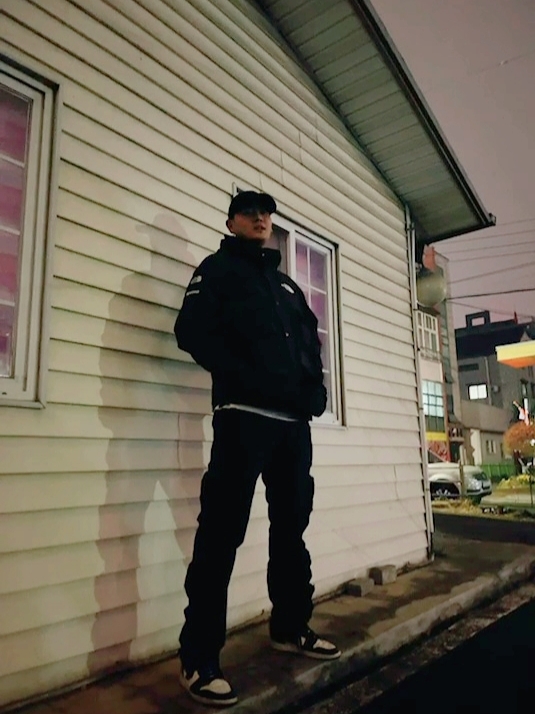 리얼아같이가 (@go.real.go) 님의 게시물 | KREAM