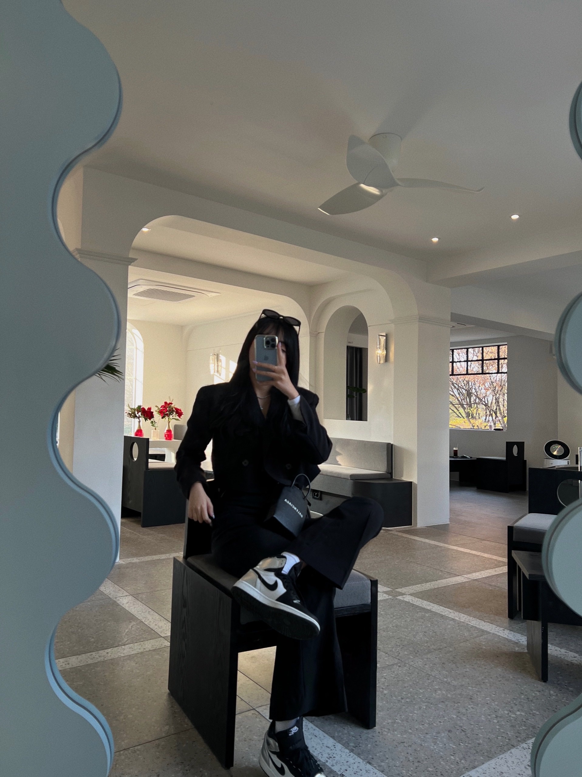 지수 (@ljsww) 님의 게시물 | KREAM