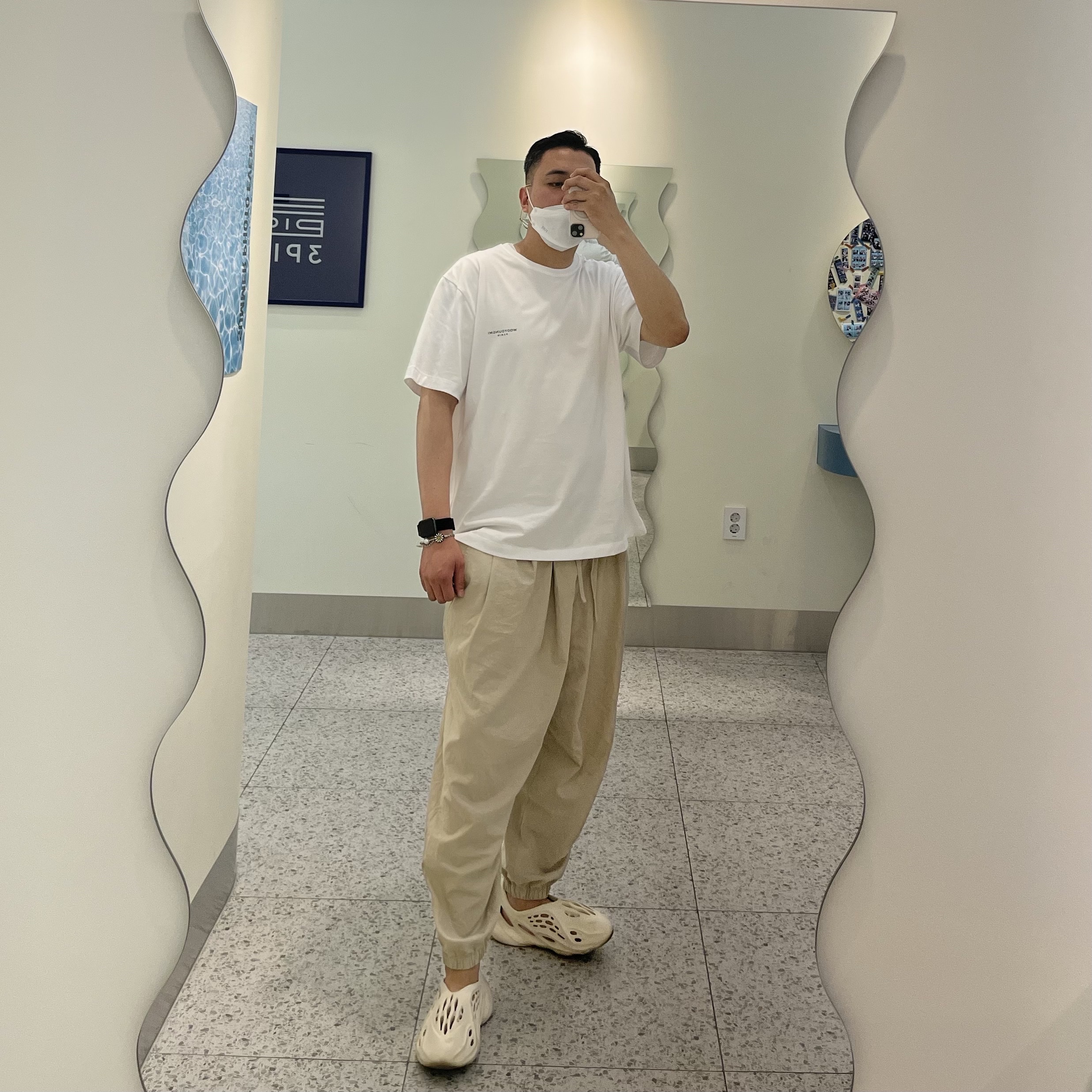 보안관 (@lastbook) 님의 게시물 | KREAM