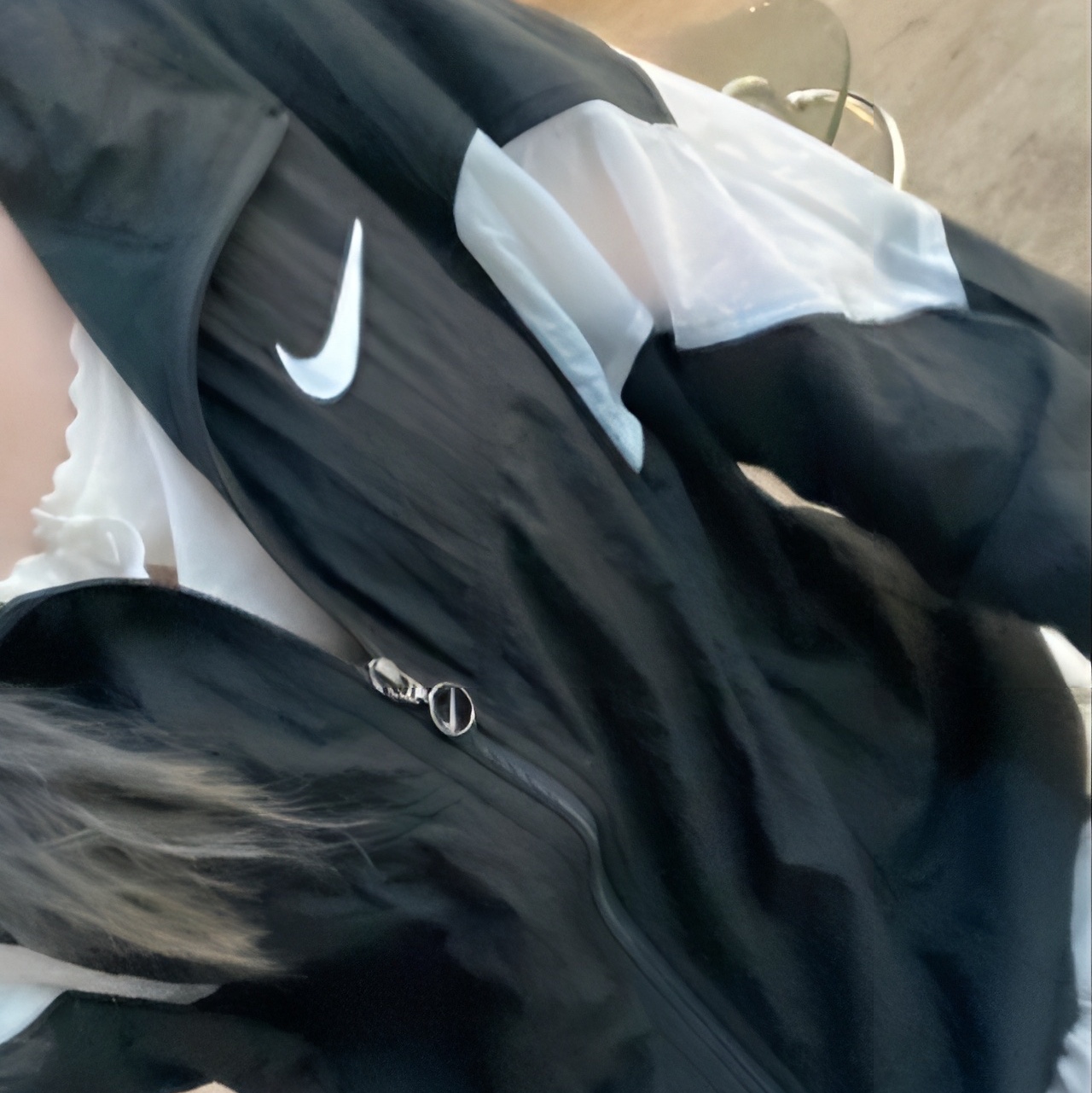 디온 (@dixn_pyn) 님의 게시물 | KREAM