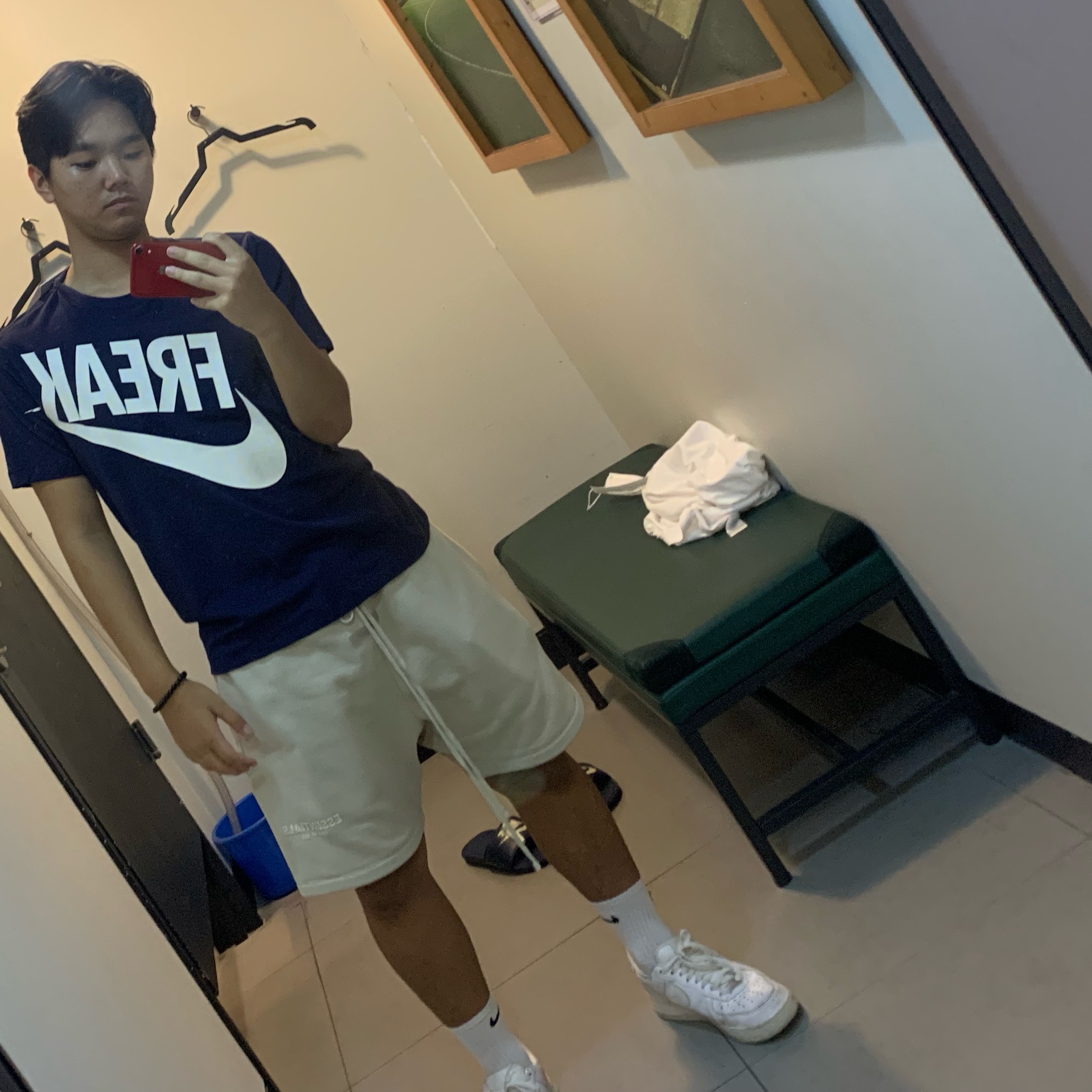 (@je_wook) 님의 게시물 | KREAM