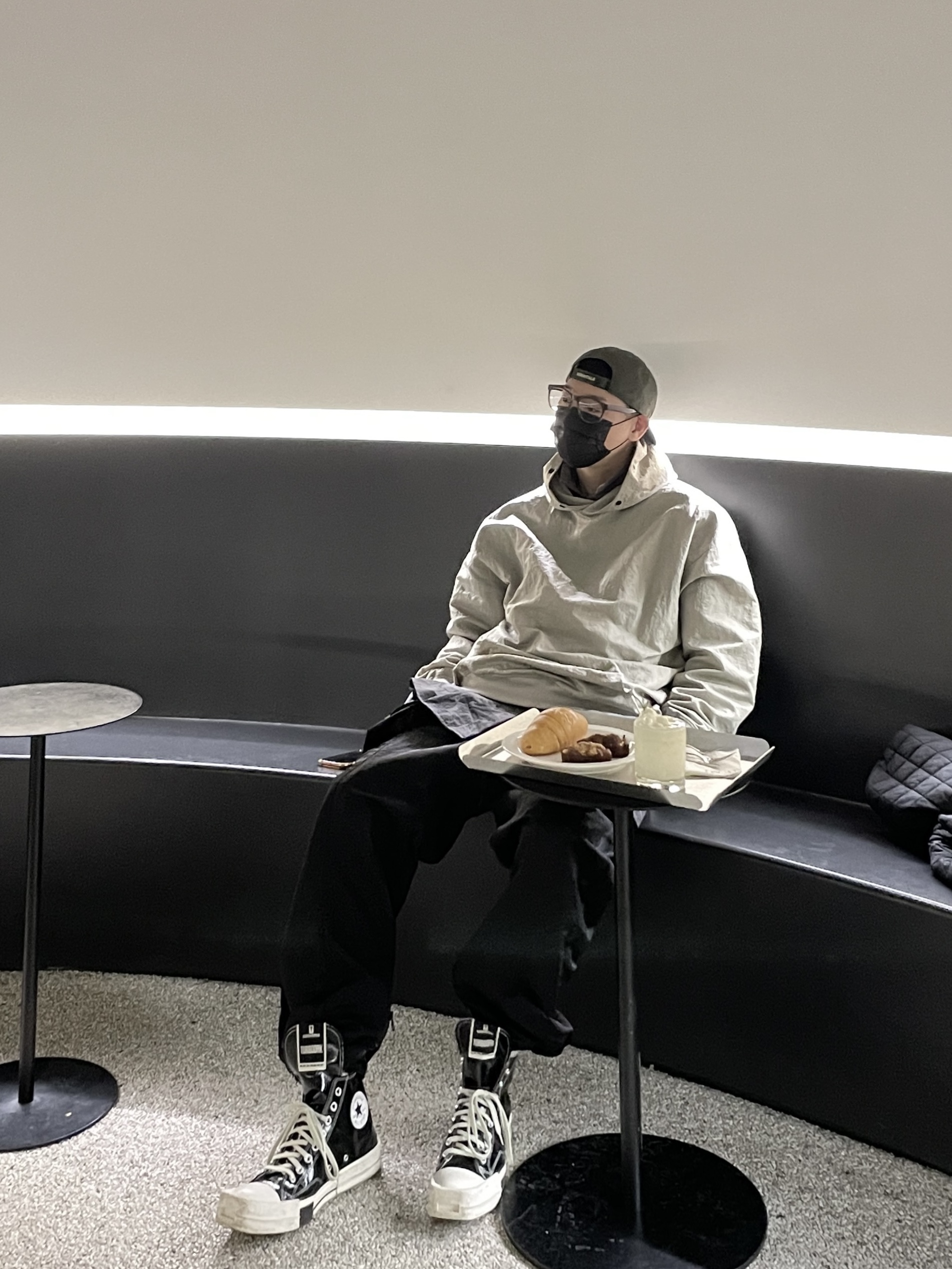 폴지 pauljey (... (@pauljey_lxxix) 님의 게시물 | KREAM