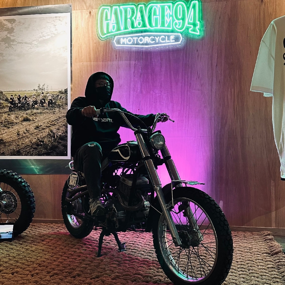 shgur89 (@ho__rorok) 님의 게시물 | KREAM