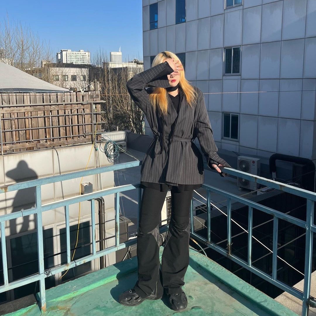 (@collect_any) 님의 게시물 | KREAM