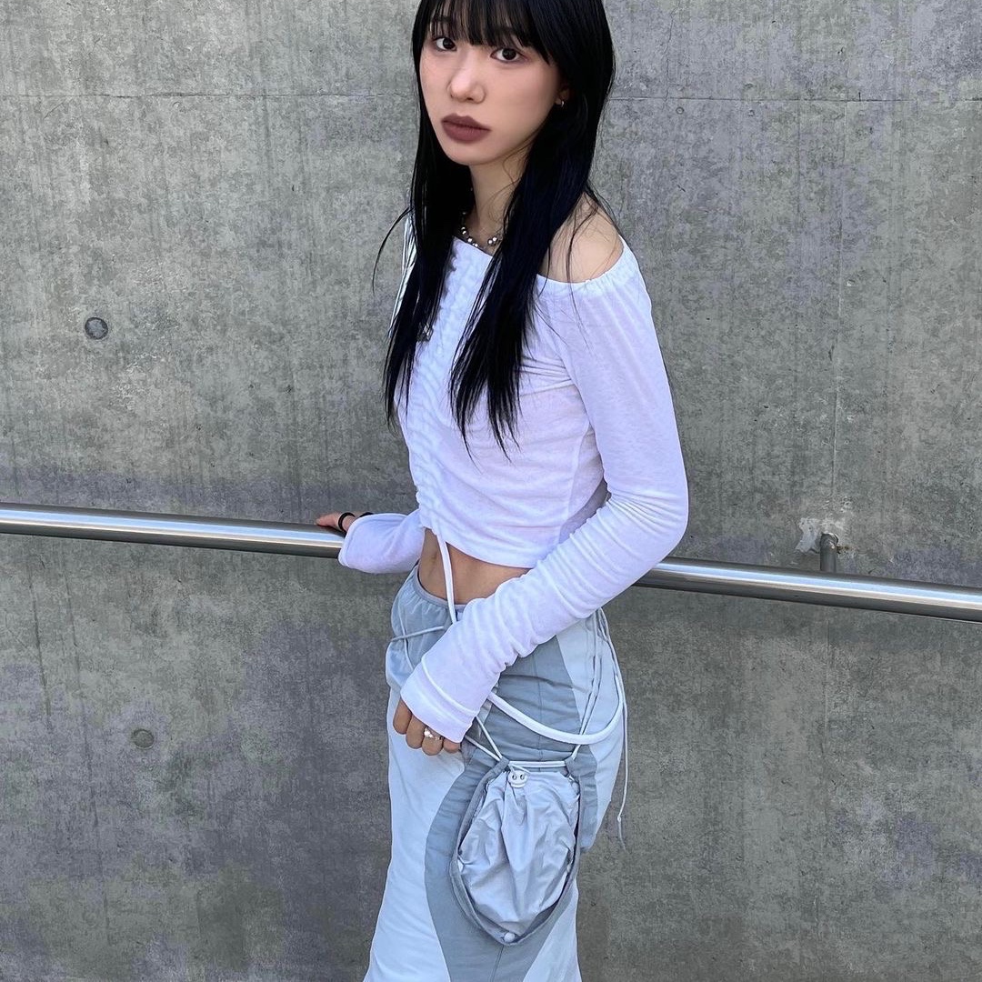 (@collect_any) 님의 게시물 | KREAM