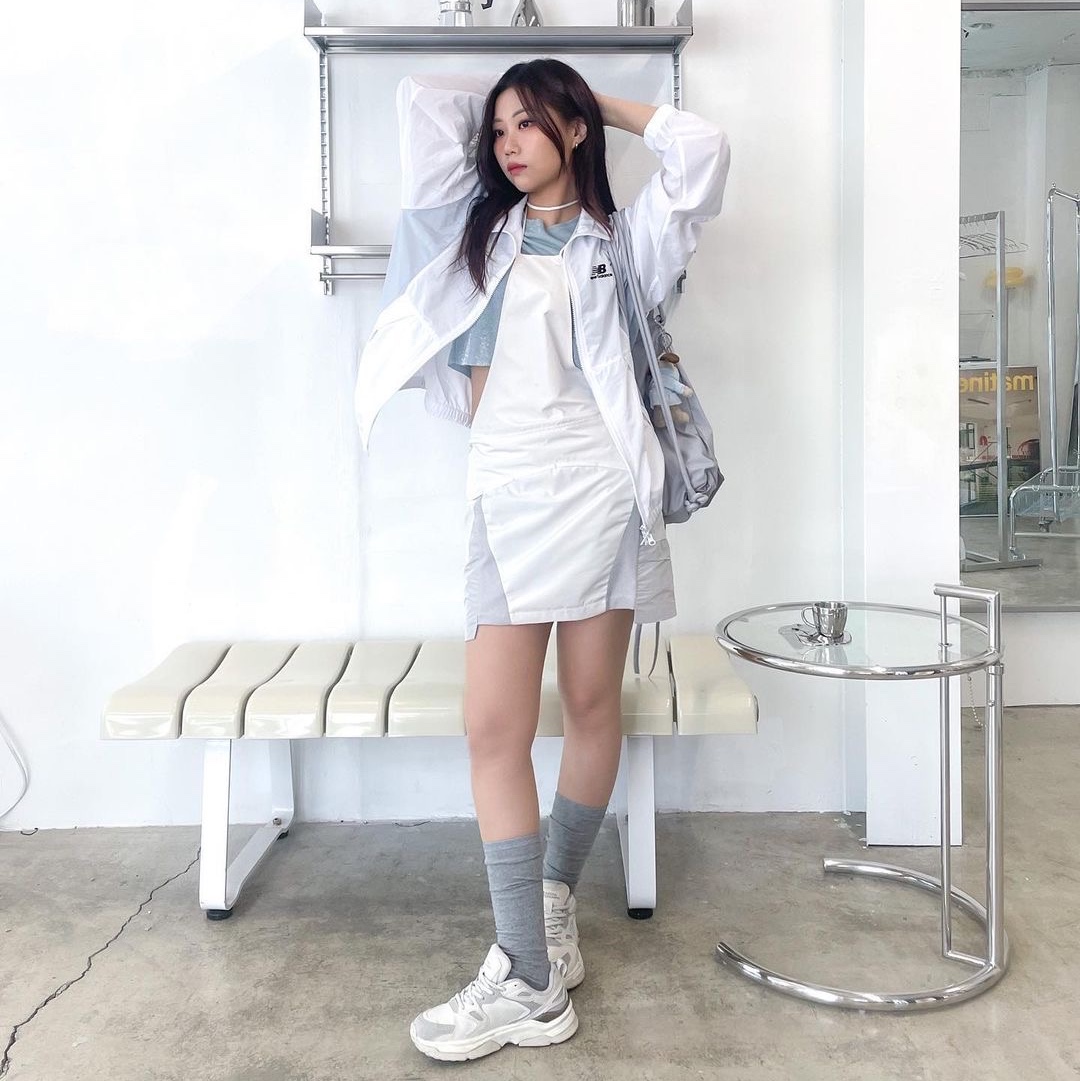 (@collect_any) 님의 게시물 | KREAM