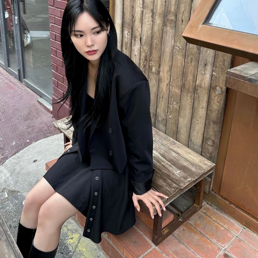 (@collect_any) 님의 게시물 | KREAM