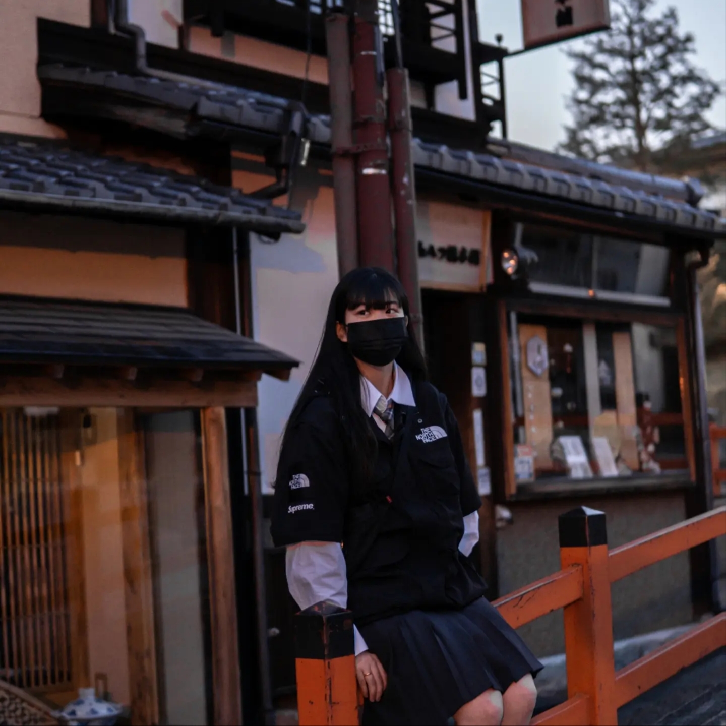 duswjd301 (@x_xyeonjj) 님의 게시물 | KREAM