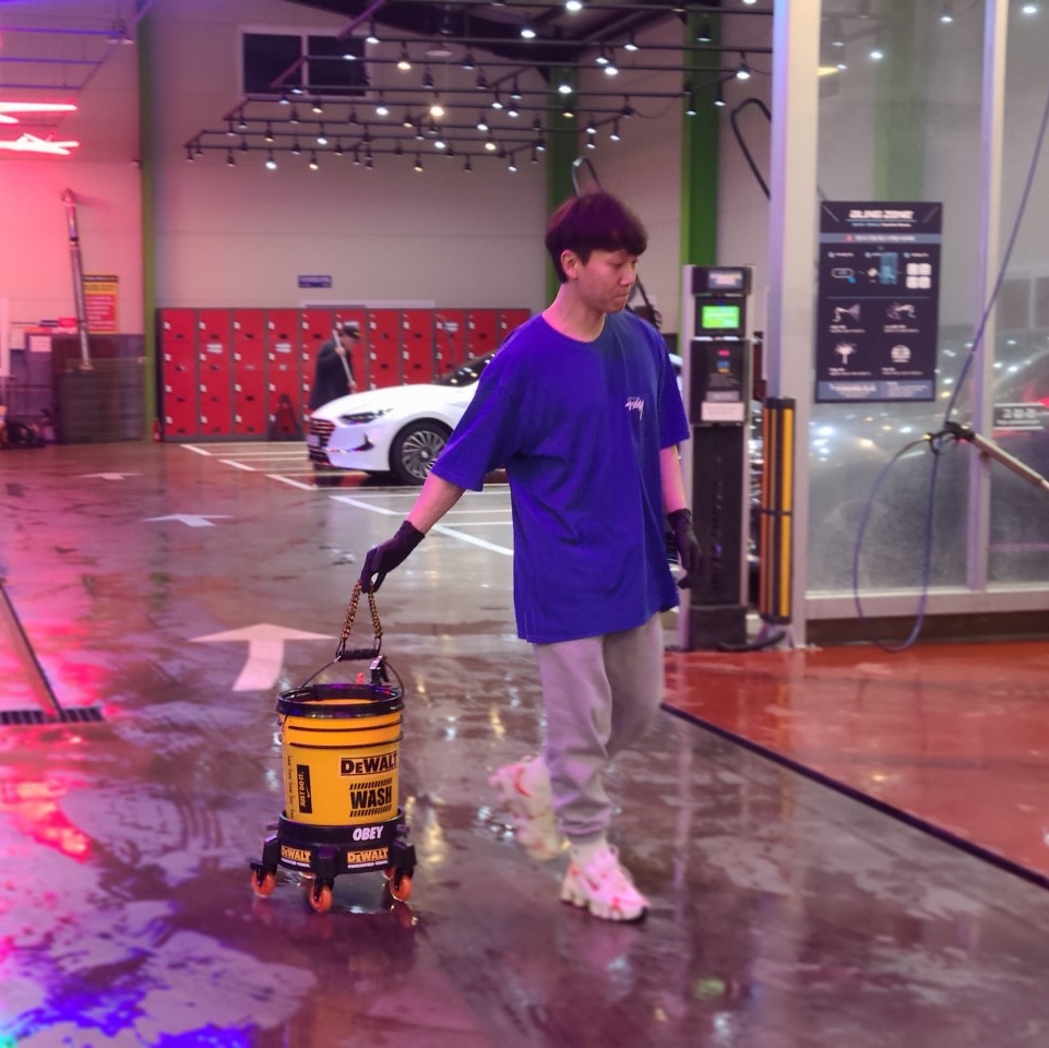 🐰 (@zojae) 님의 게시물 | KREAM