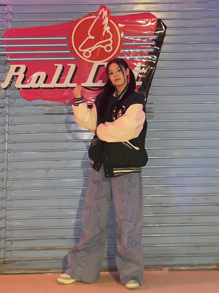 adya (@adya_official) 님의 게시물 | KREAM