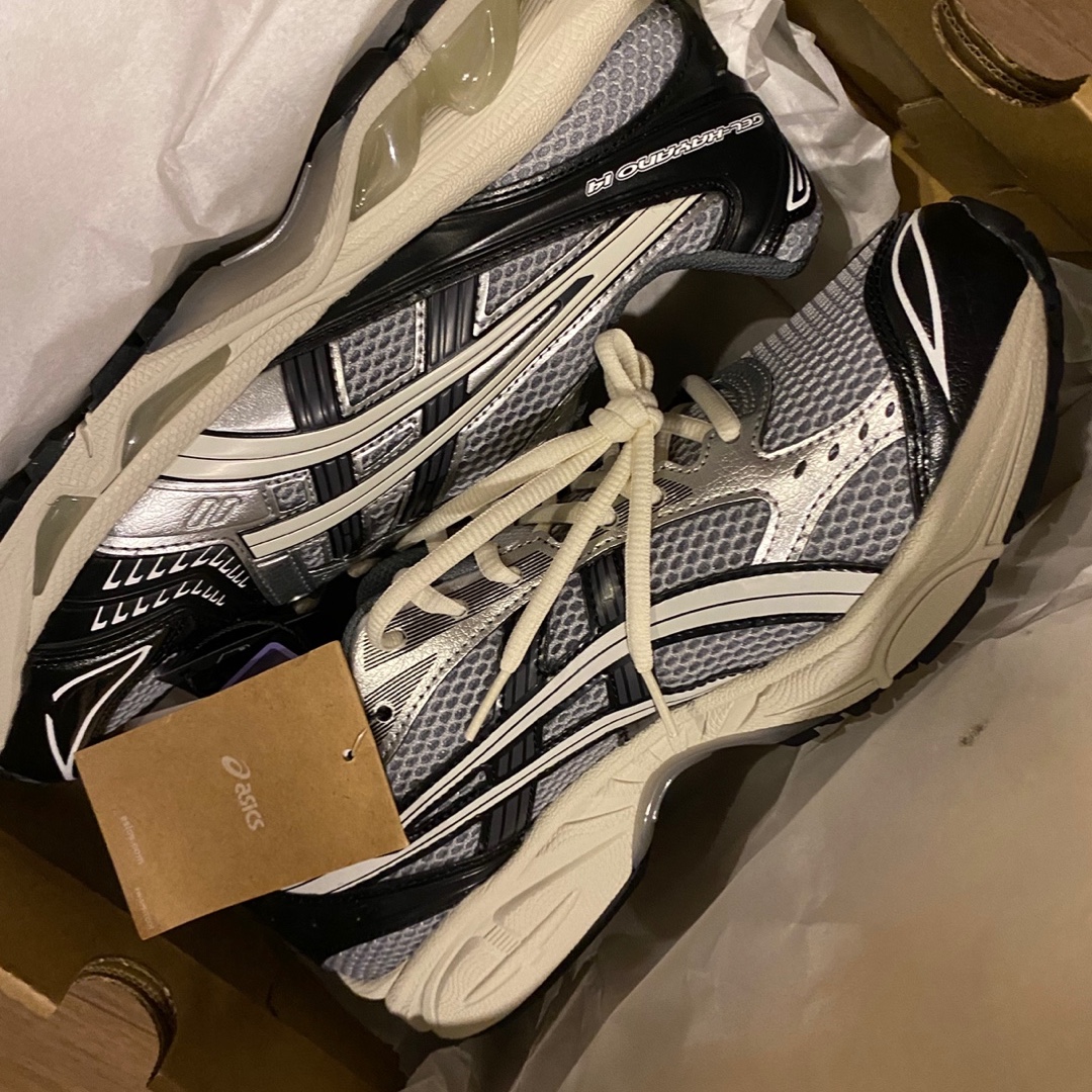 🙏 (@90_sw_y) 님의 게시물 | KREAM