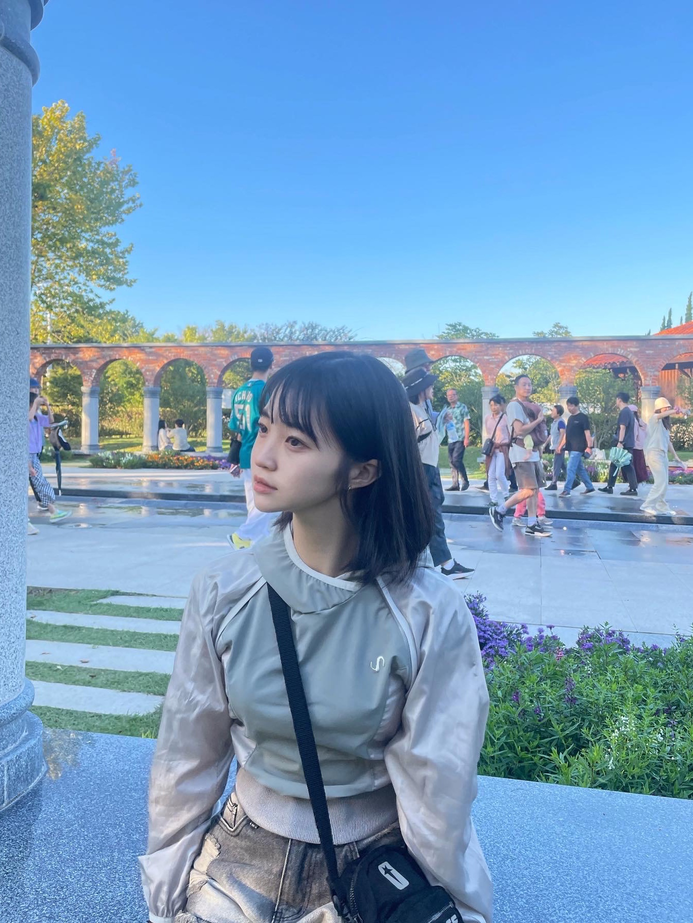 윶 (@syj318) 님의 게시물 | KREAM