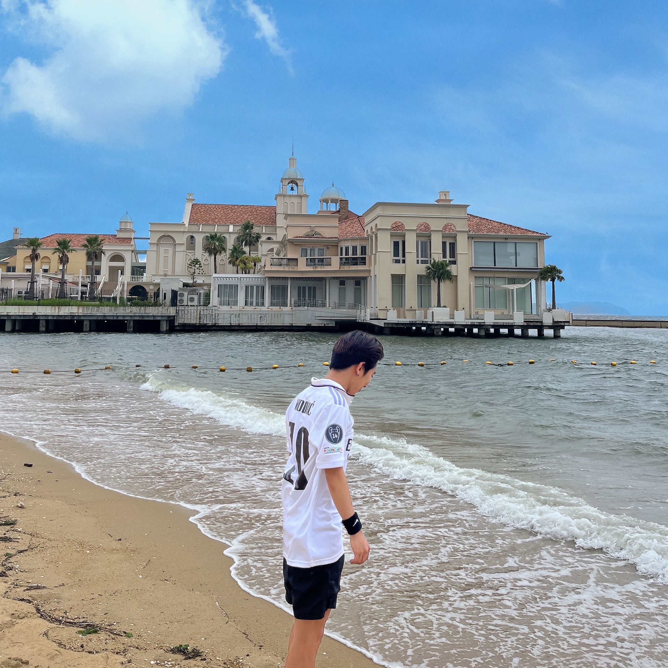 Hala Madrid 🌟 | KREAM