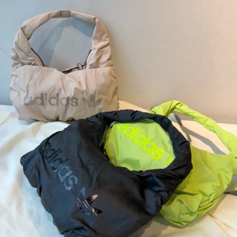 qqpp (@dd___bb) 님의 게시물 | KREAM