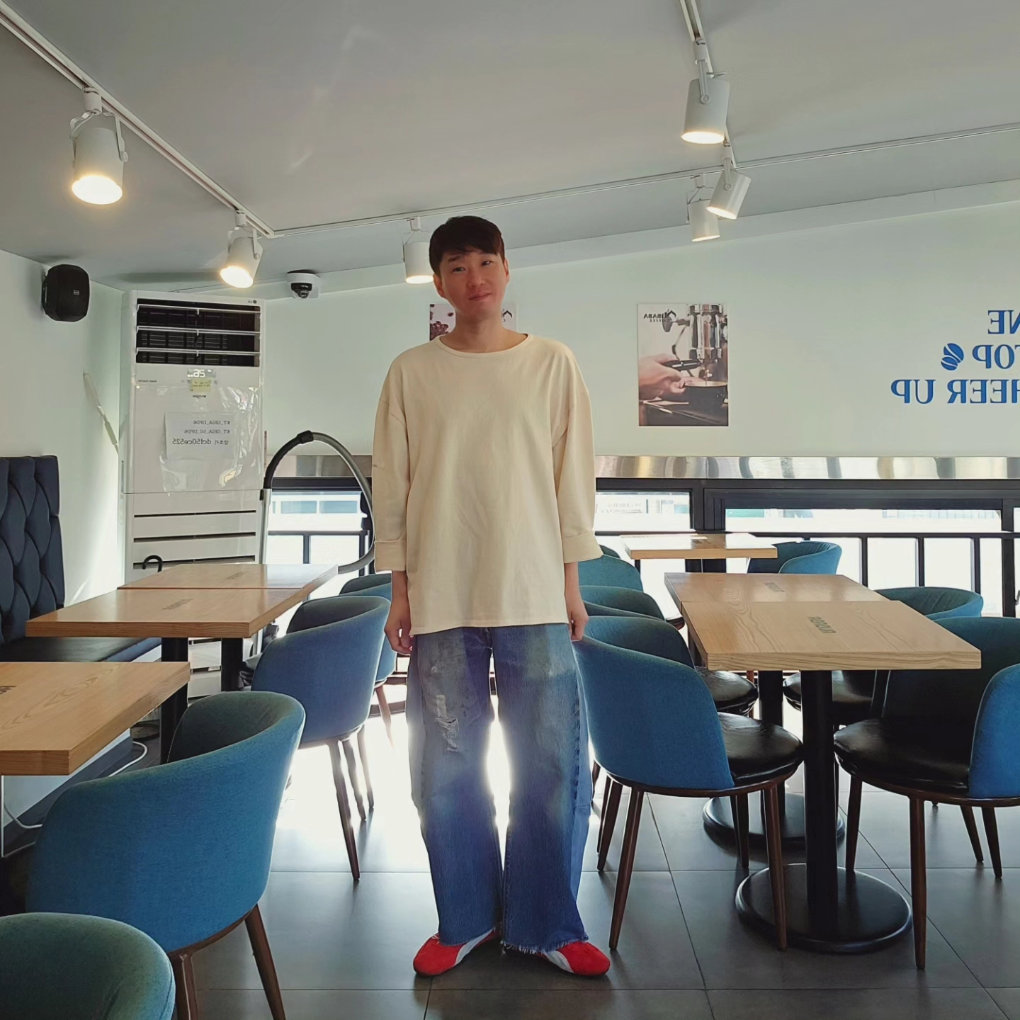 june j (@junej) 님의 게시물 | KREAM