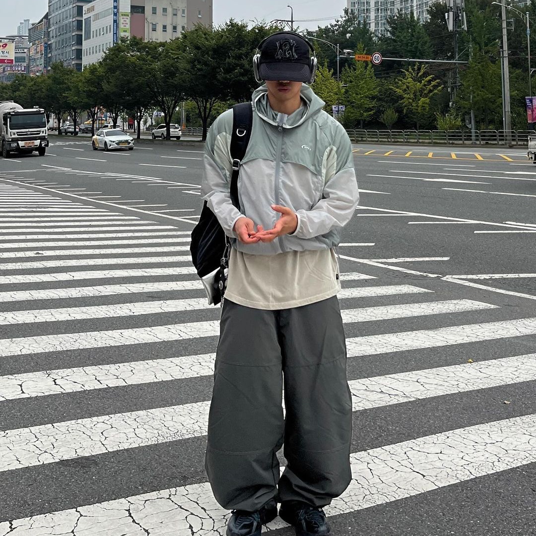 $ (@your_legacy) 님의 게시물 | KREAM